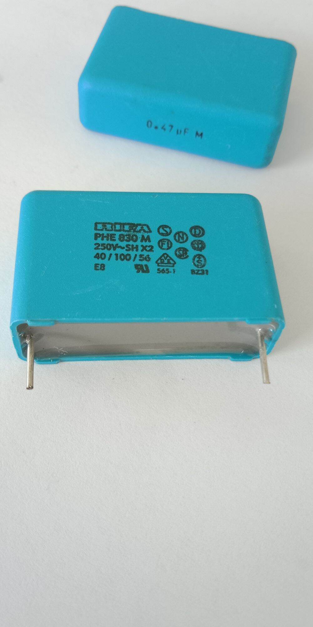 0.47UF 250V 474M 470nFนาโนฟารัต(แพ็ค1ตัว)RIFA สีฟ้าขาห่าง28มิล,PHE830M ...