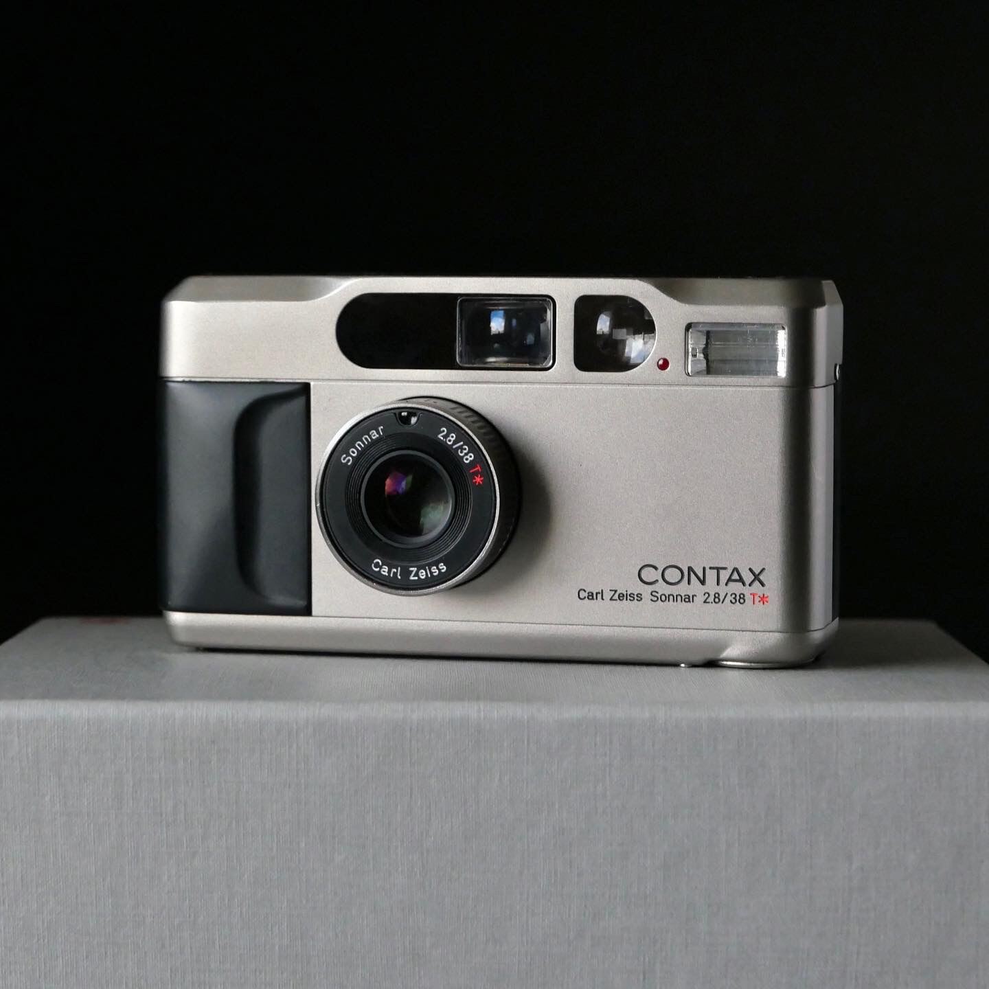 Contax T2 Champagne Excellent - Leica.Naitounoi - ThaiPick