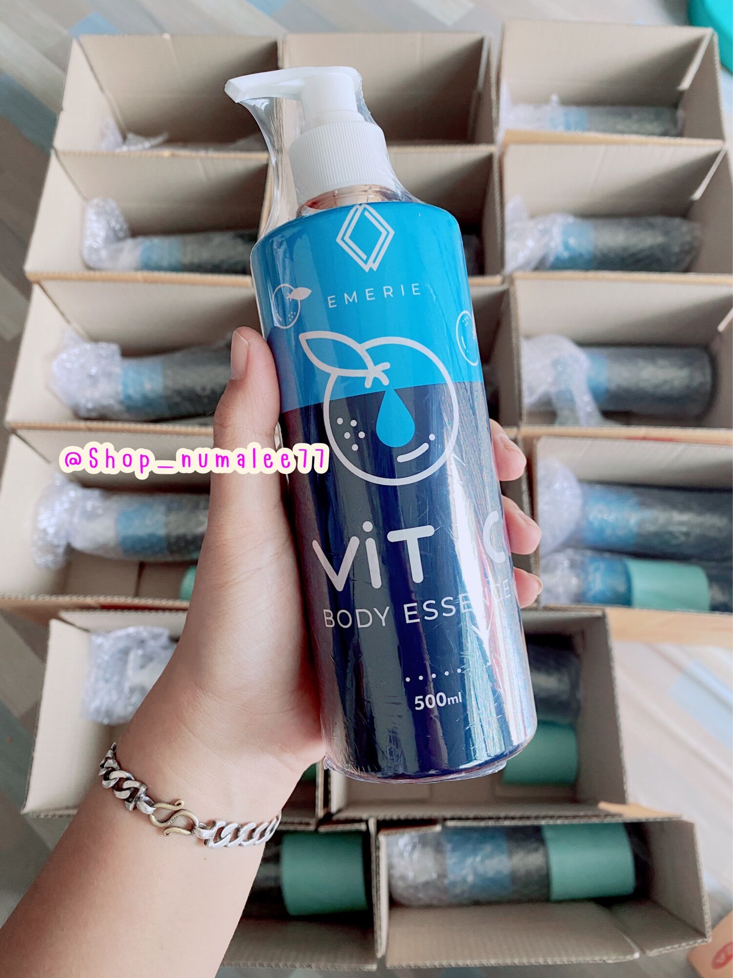 โลชั่นวิตซีพัชชา emerie vit c body serum - Shop_numalee77 - ThaiPick