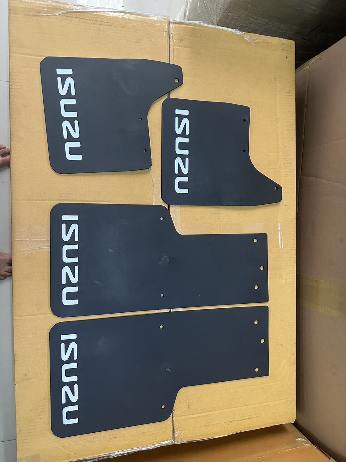 บังโคลน ISUZU TFR 1990 2500 DI ของใหม่ตรงรุ่น งานเลี้ยง PVC เกรดอย่างดี ...