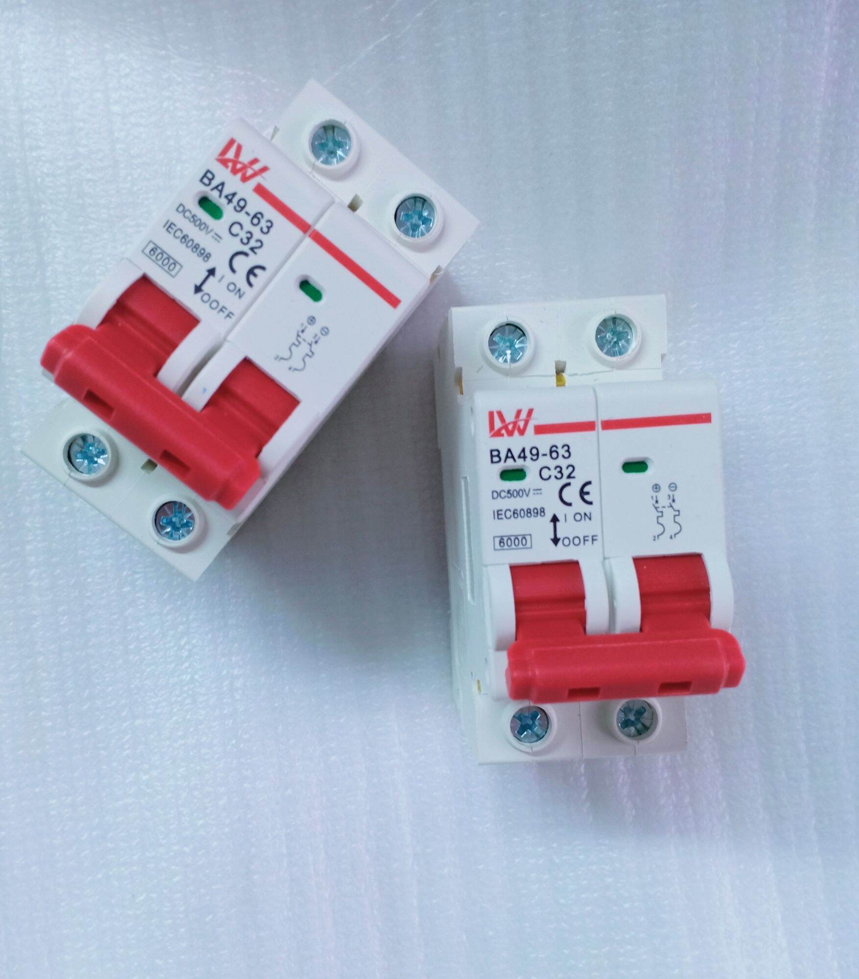 เบรกเกอร์ DC 32 2P 500 โวล์ BA49-63 DC C 32 สำหรับงาน Solar Cell ...