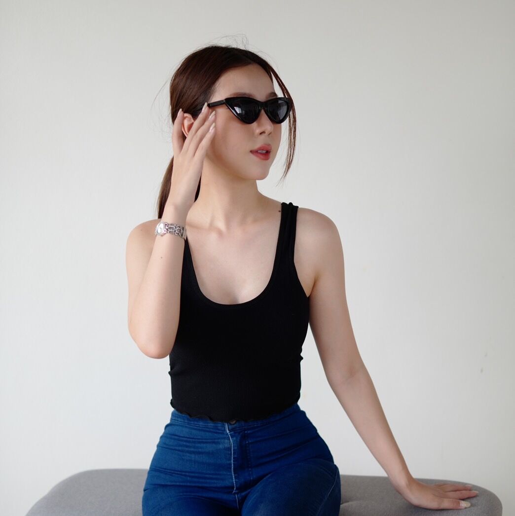 รหัส005 MOLTIDA Studio เสื้อกล้ามครอปผ้าร่อง เนื้อทอแน่น เสริมฟองน้ำสุดปัง รุ่นนี้มีให้เลือก 4 ...