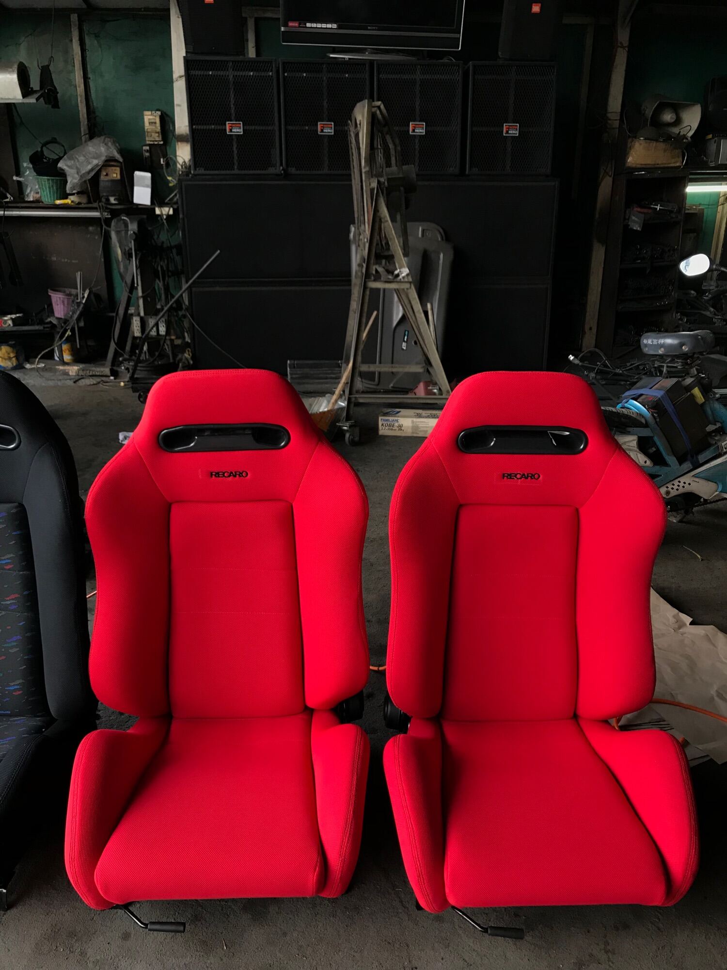 Recaro SR3 - Chansilp Rama5 Shop - ThaiPick