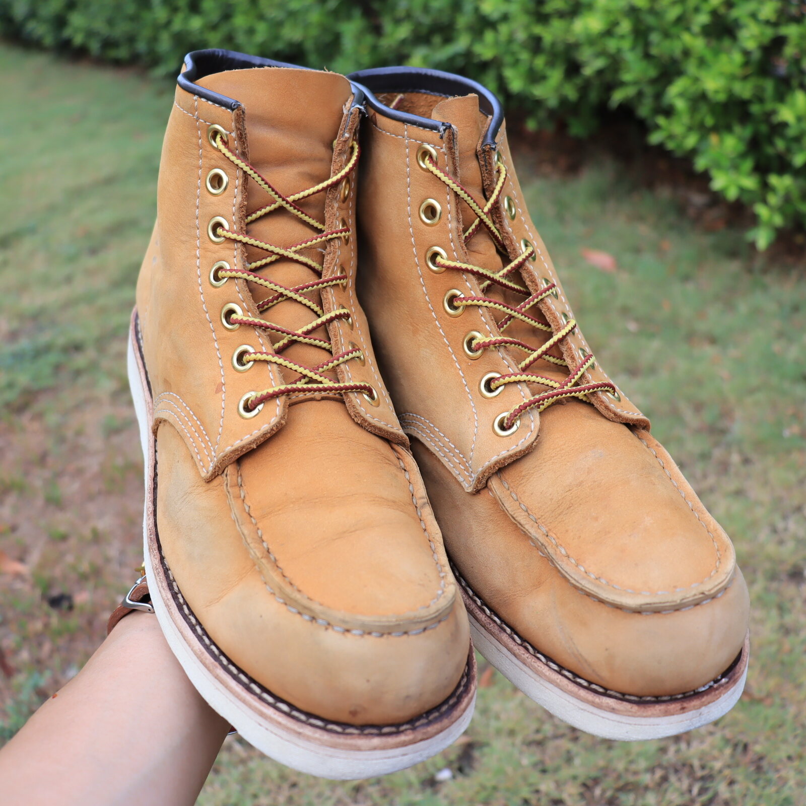 ส่งฟรี รองเท้า Hawkins MocToe Boots - The Ultimate Vintage Style Size ...