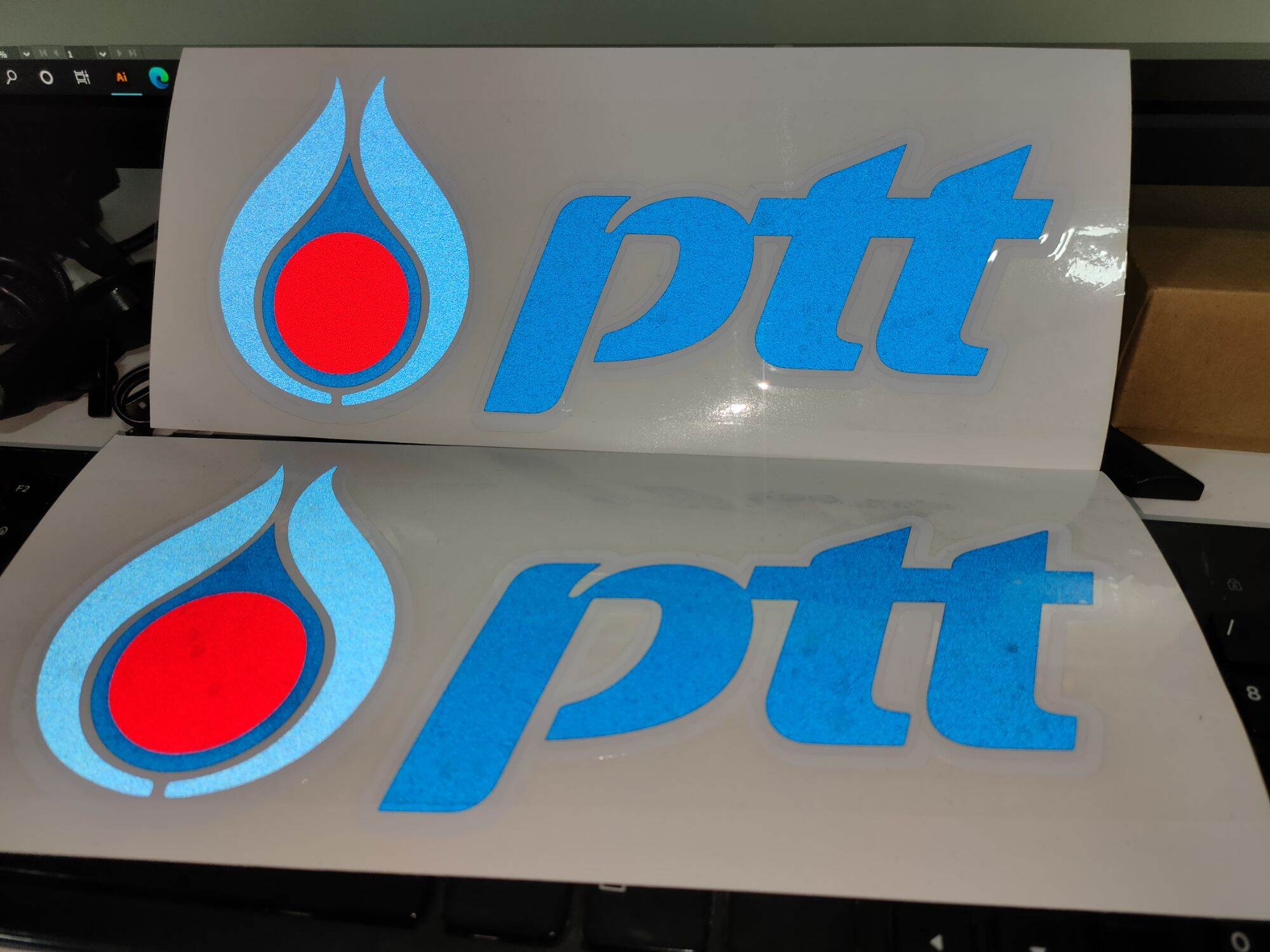 ptt sticker PTT สติ๊กเกอร์สะท้อนเเสง งานตัดประกอบ 100%โลโก้ปตท. ...