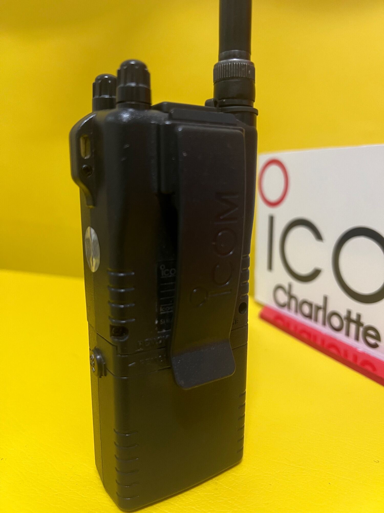 ICOM IC-V68. วิทยุสื่อสารเก่าญี่ปุ่นนำเข้า สำหรับสะสมหรือใช้งาน Made in ...