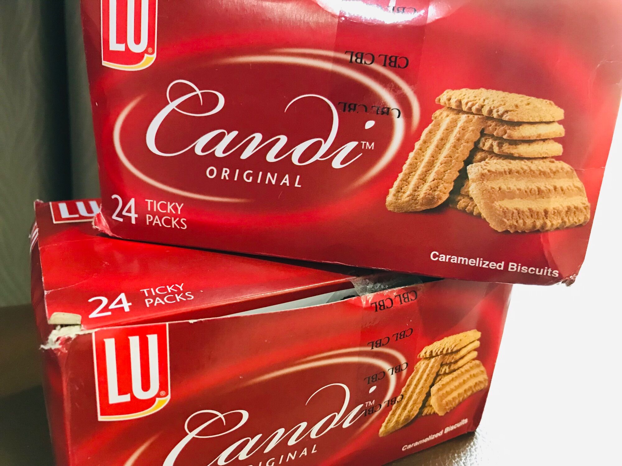 Biscuit Candi 1 box 24 Pcs - ไทยนิยมไทย - ThaiPick