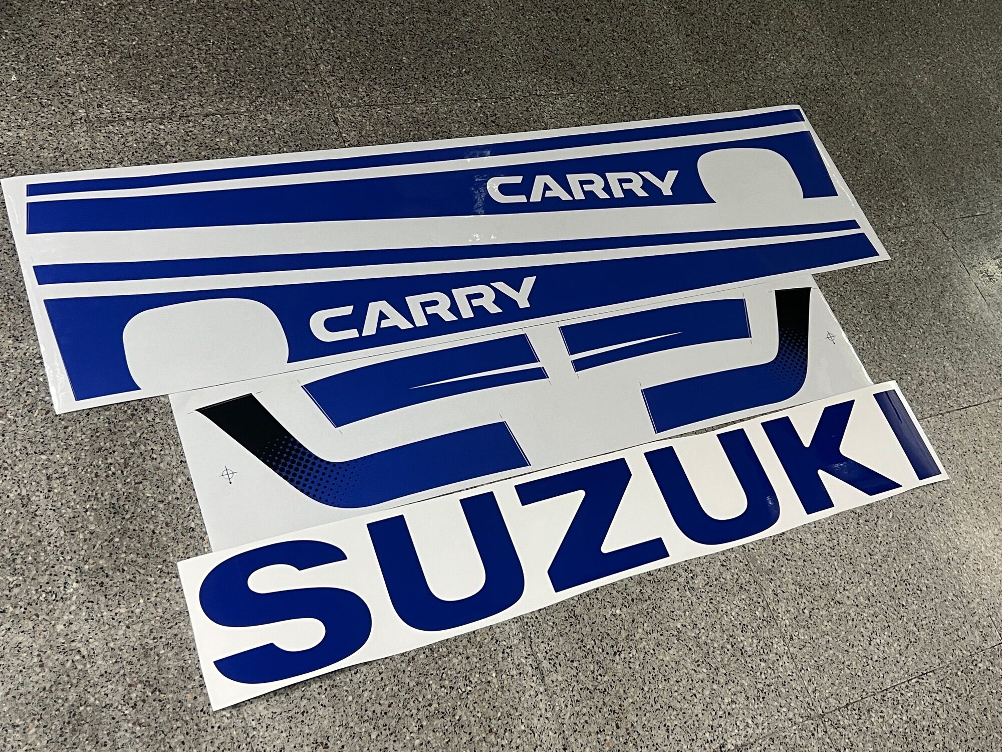 สติ๊กเกอร์ CARRY และ SUZUKI สำหรับติดรถ SUZUKI CARRY ปี 2019 sticker ...