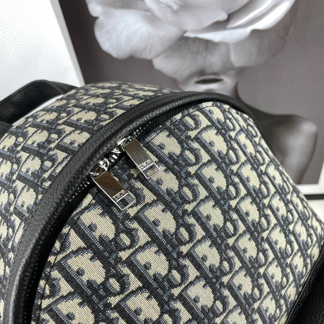 CD backpack เกรด vip Size ยาว30cm สูง42cm - Ladybrandname - ThaiPick