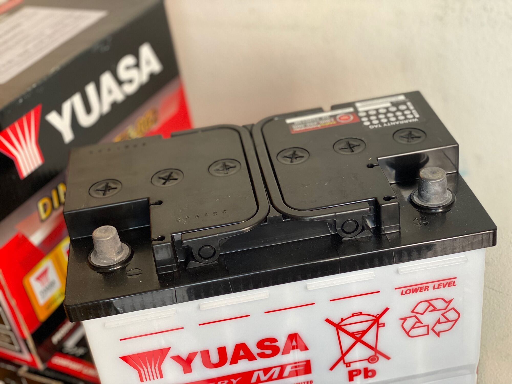 แบตเตอรี่รถยนต์ DIN LN3 575-062 MF (จัดส่งฟรี)ค่าย Yuasa (Revo) - Battnatida - ThaiPick