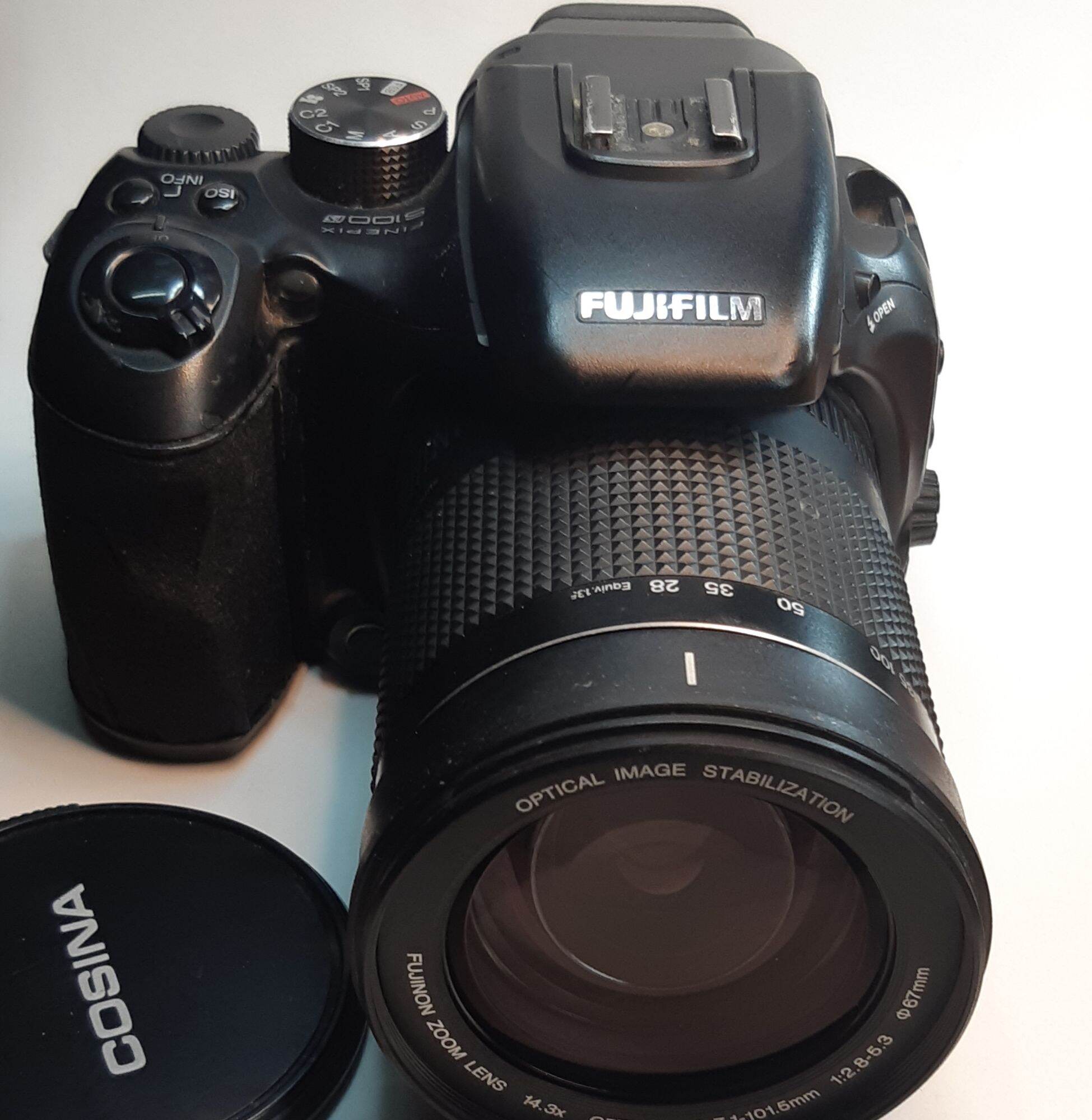 Fuji finepix S100fd digital camera - Old man shop - ThaiPick