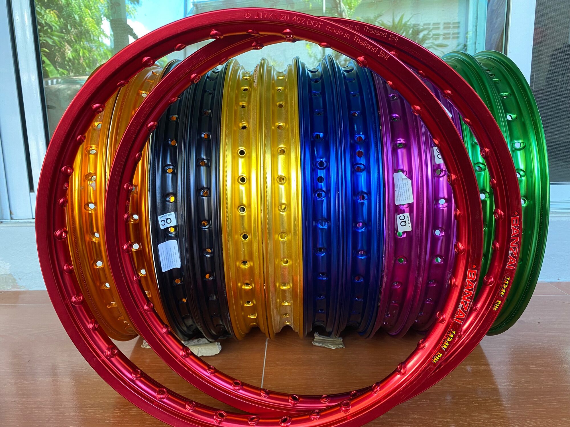 วงล้อบันไซ BANZAI แท้100% สีแดง 1.20-17 ขอบเรียบ 1คู่ ผลิตปี2022 ...