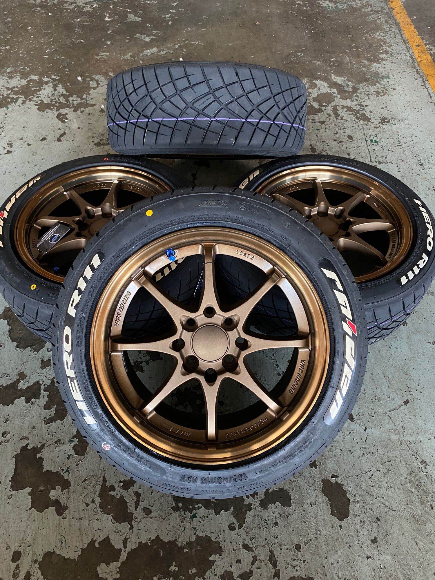 แม็กขอบ15 ประกอบยาง hero r111 19555R15 ทั้งชุด(4ล้อ) - BBP_Online ...