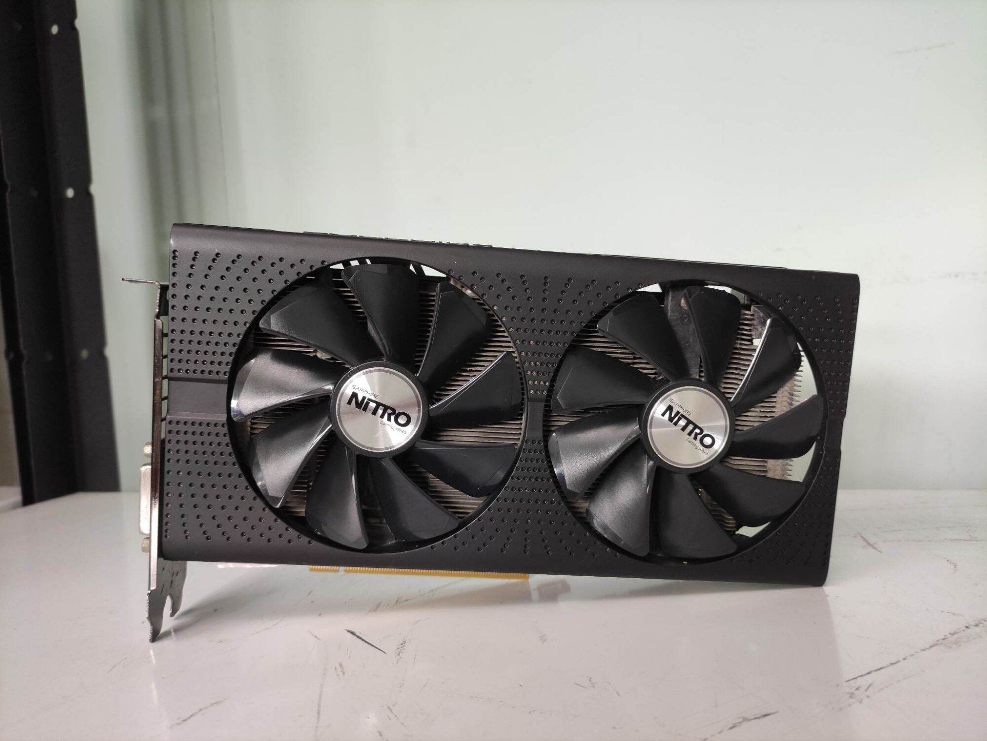 การ์ดจอ SAPPHIRE NITRO Special Edition RX 580 8GB - osk0LGYe - ThaiPick