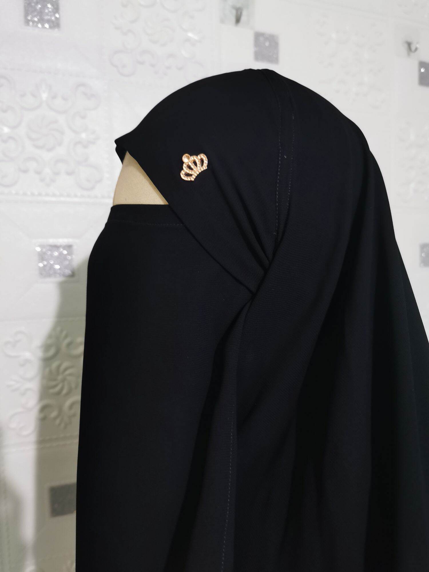 ฮีญาบผ้าอาบาย่า ทรงไข่ หน้านิ่ม ติดดอกติดเพชรด้านหน้า เรียบหรูดูดี ...