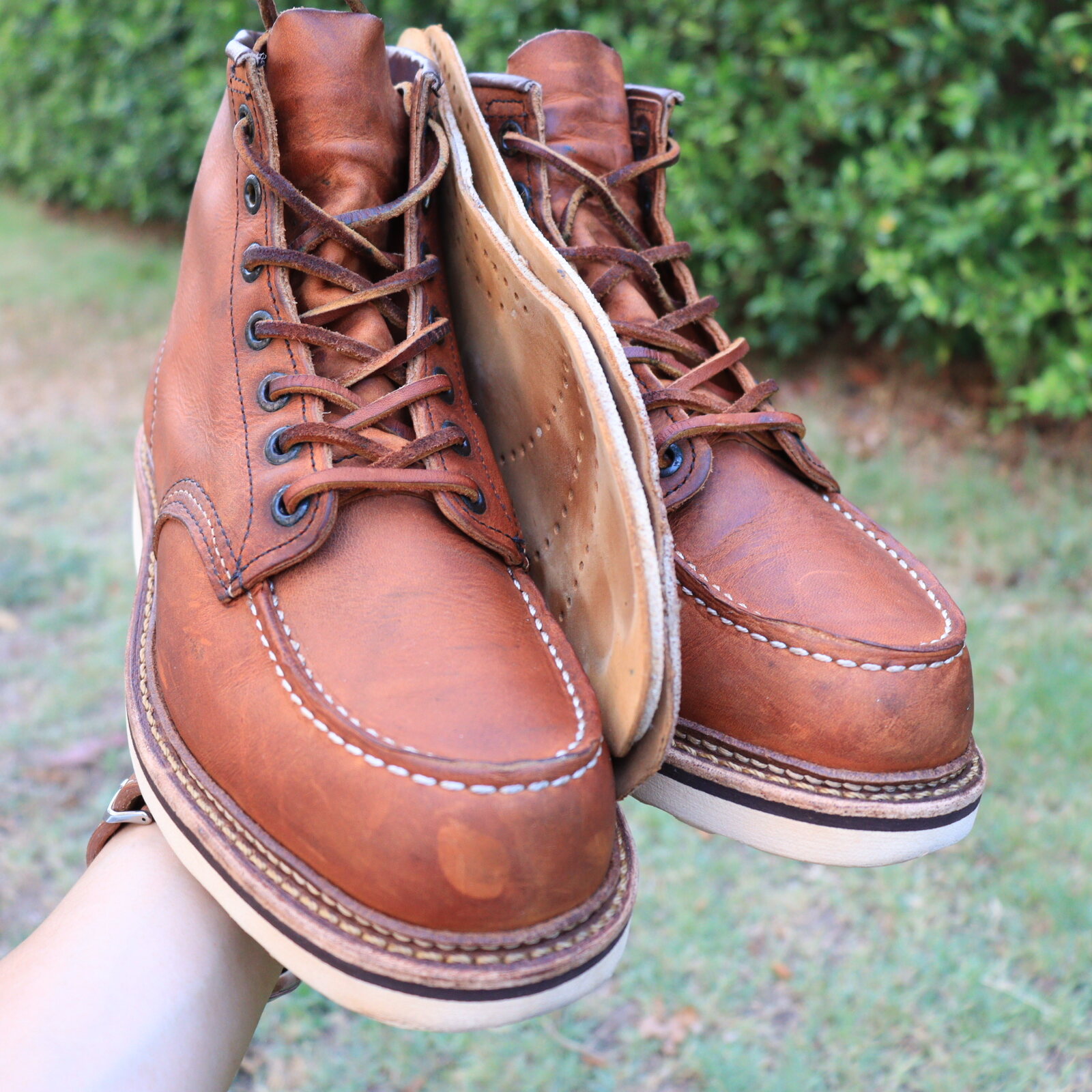 ส่งฟรี เดิมๆ Redwing Moc Toe Boots Model 1907 - The Ultimate American ...