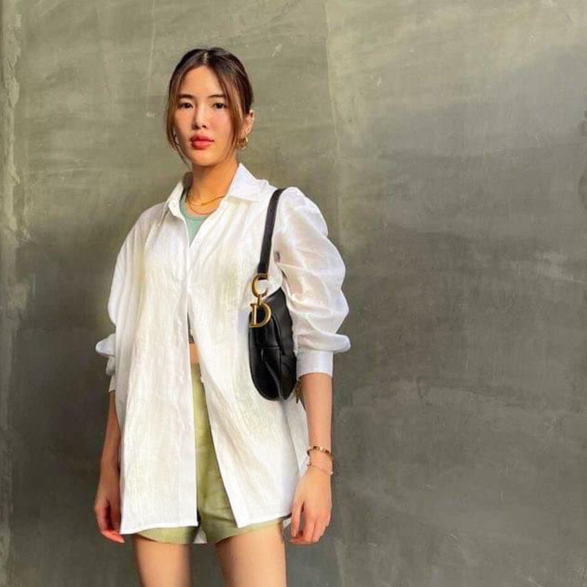 PLOWBRANDS-TL0001 เชิ้ตOversize กระดุมหน้า ชายด้านหน้าตรง ชายด้านหลัง ...