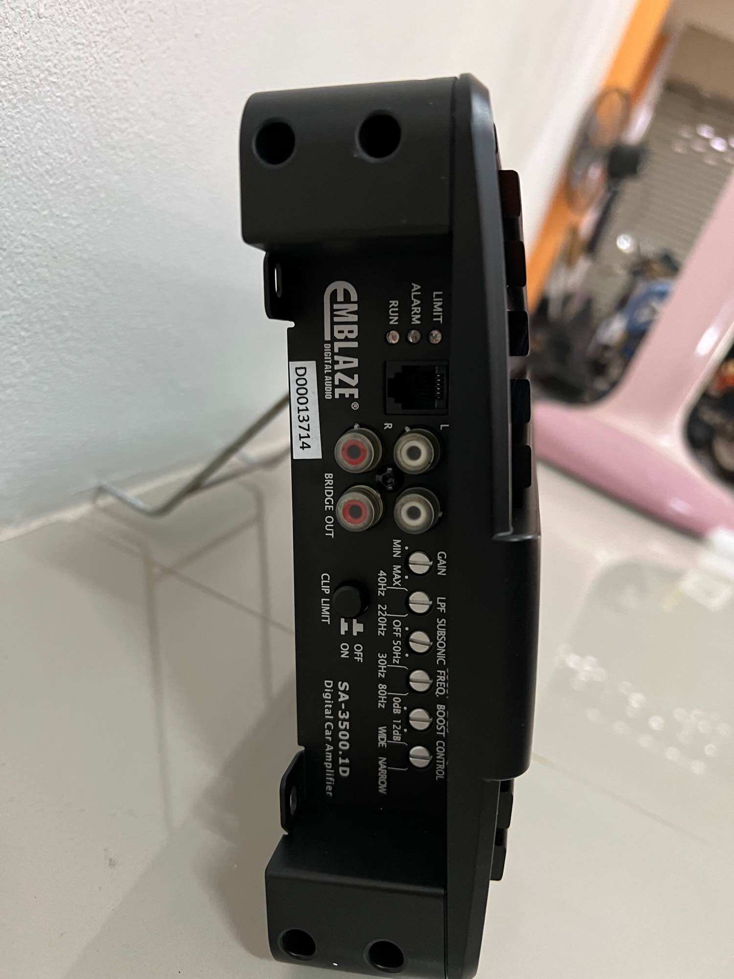 6995บาท แอมป์คลาสดีขับเบส ยี่ห้อ EMBLAZE รุ่น SA-3500.1D ค่ายเยอรมันสินค้าตัวโชว์ไม่มีกล่อง ...