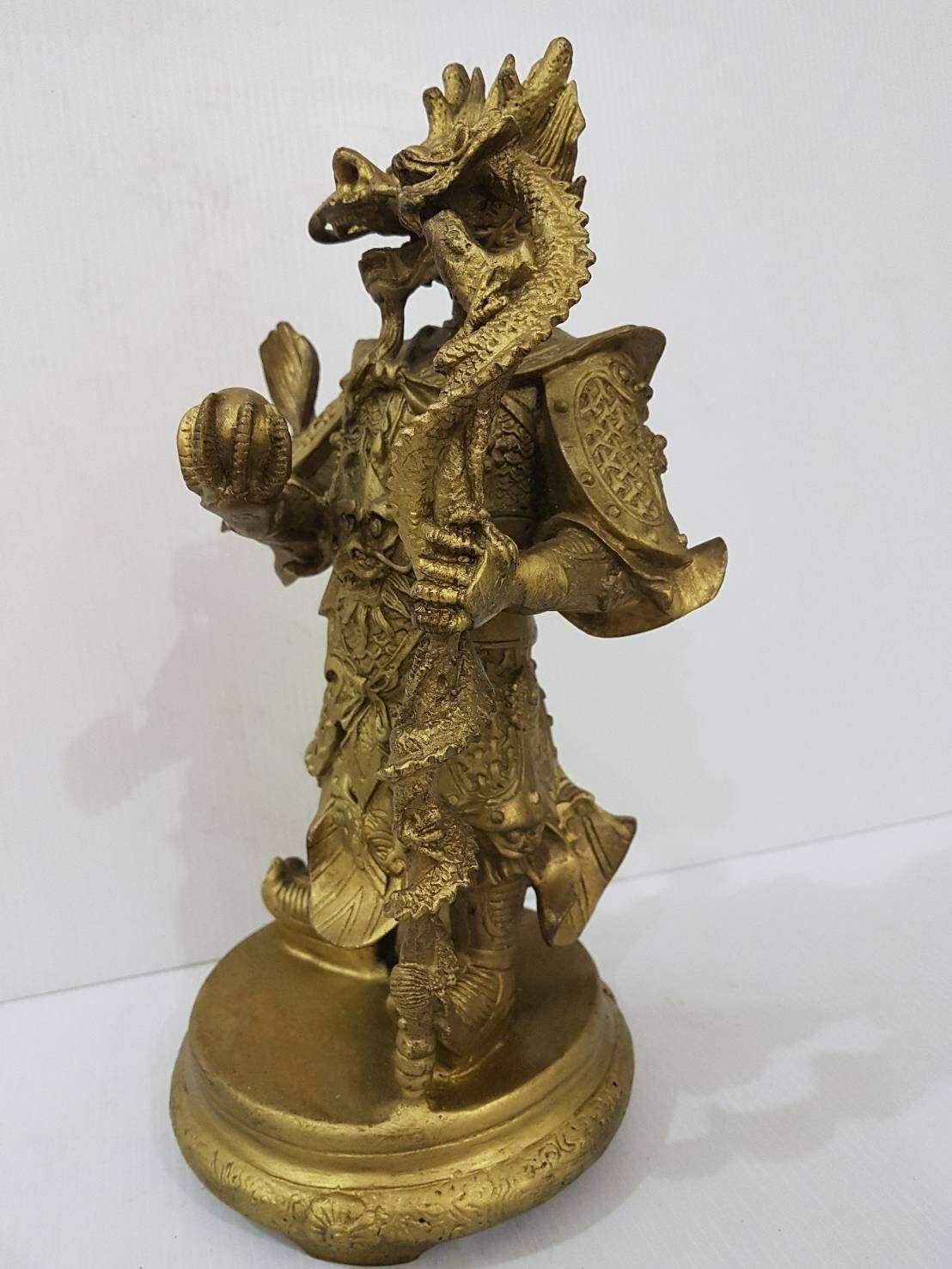 เทพเจ้ามังกรเขียว (เเชเล่งเอี้ย) ซึ่งเป็นเทพที่มีความศักดิ์สิทธิ์และชาว ...