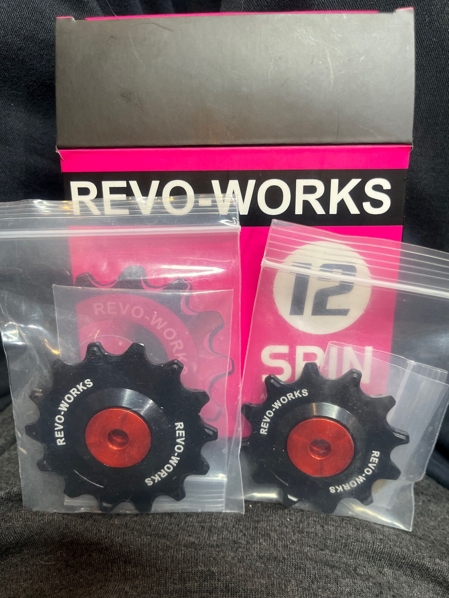 ลูกลอก Revo-Works 10sp 11sp 12sp - ร้านจักรยานตั้งเช็งฮง - ThaiPick