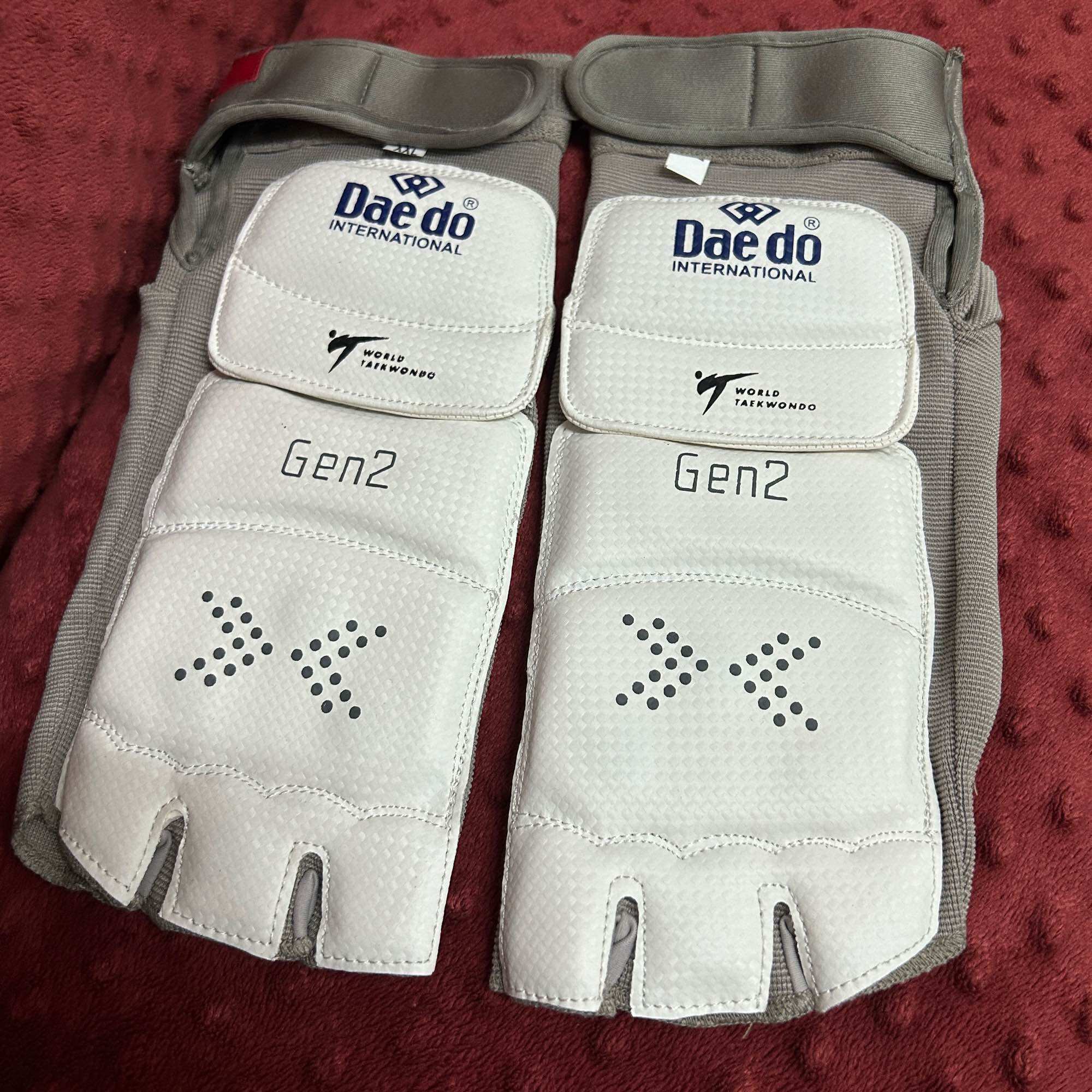 Daedo ถุงเท้าไฟฟ้า เทควันโด e-foot protector - SOHO SPORTS - ThaiPick