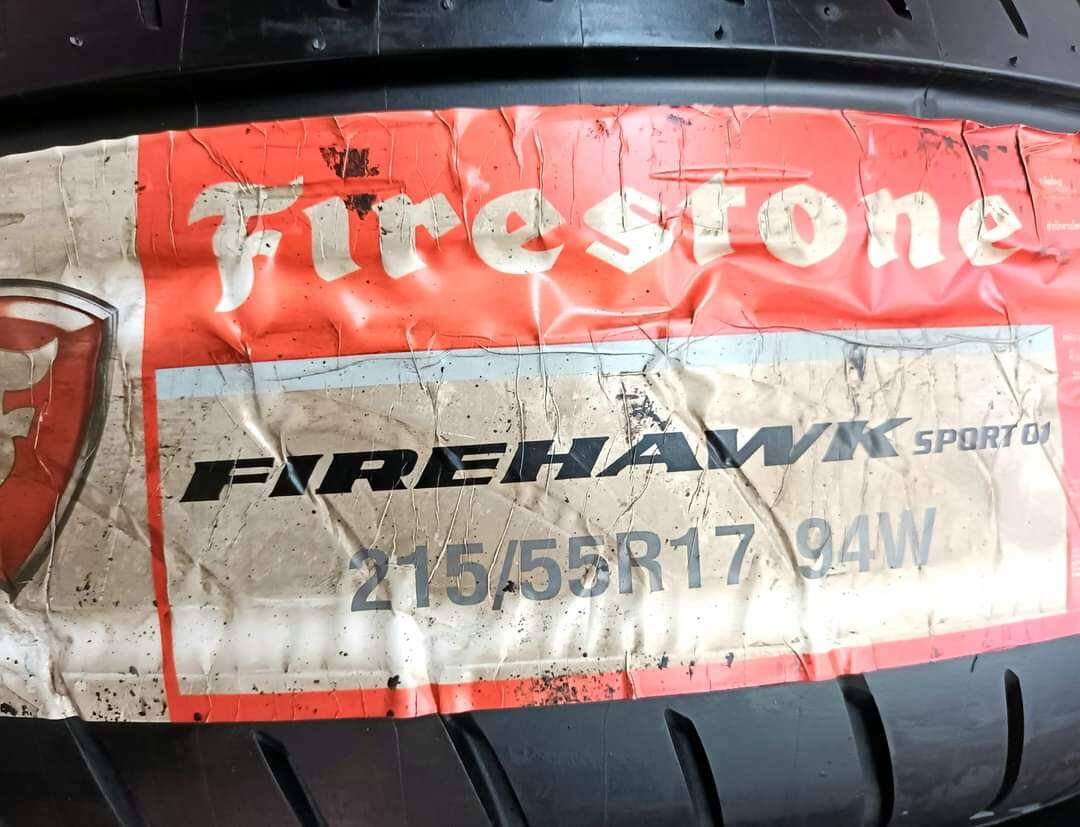 ยางใหม่ค้างปี 215/55R17 Firestone Firehawk Sport01 ผลิตปี 2018 พร้อมจุ๊บลมแปซิฟิก 2 ตัวจัดส่งฟรี ...