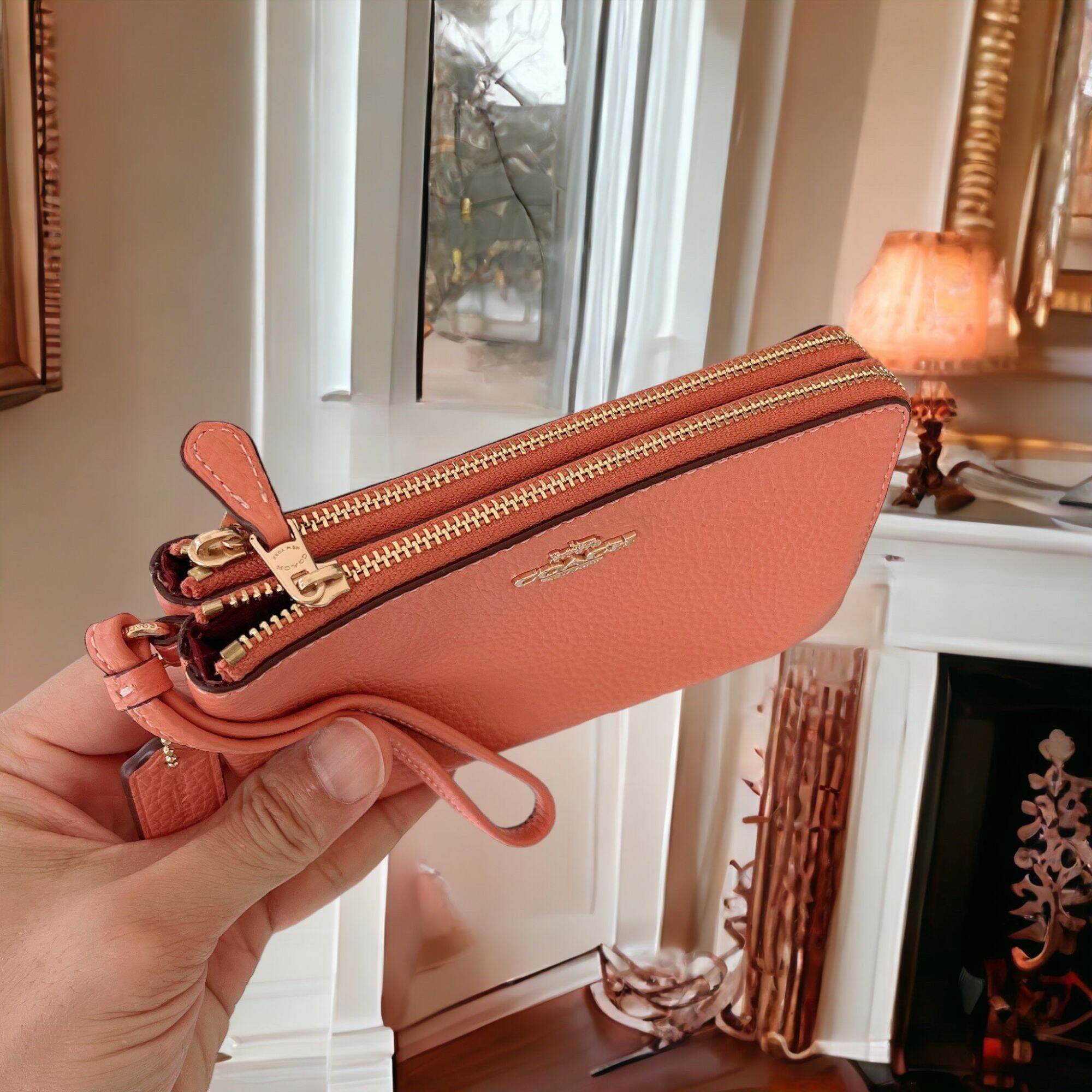 คล้องมือ 2s (2ซิปsize s) DOUBLE CORNER ZIP WALLET IN SIGNATURE COATED ...