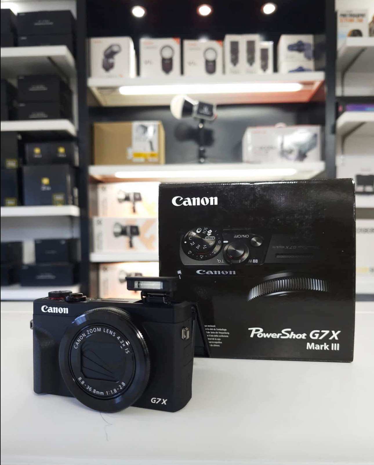 Canon PowerShot G7X Digital Camera 20.3 MP 4.2X Optical Zoom W/SD Card