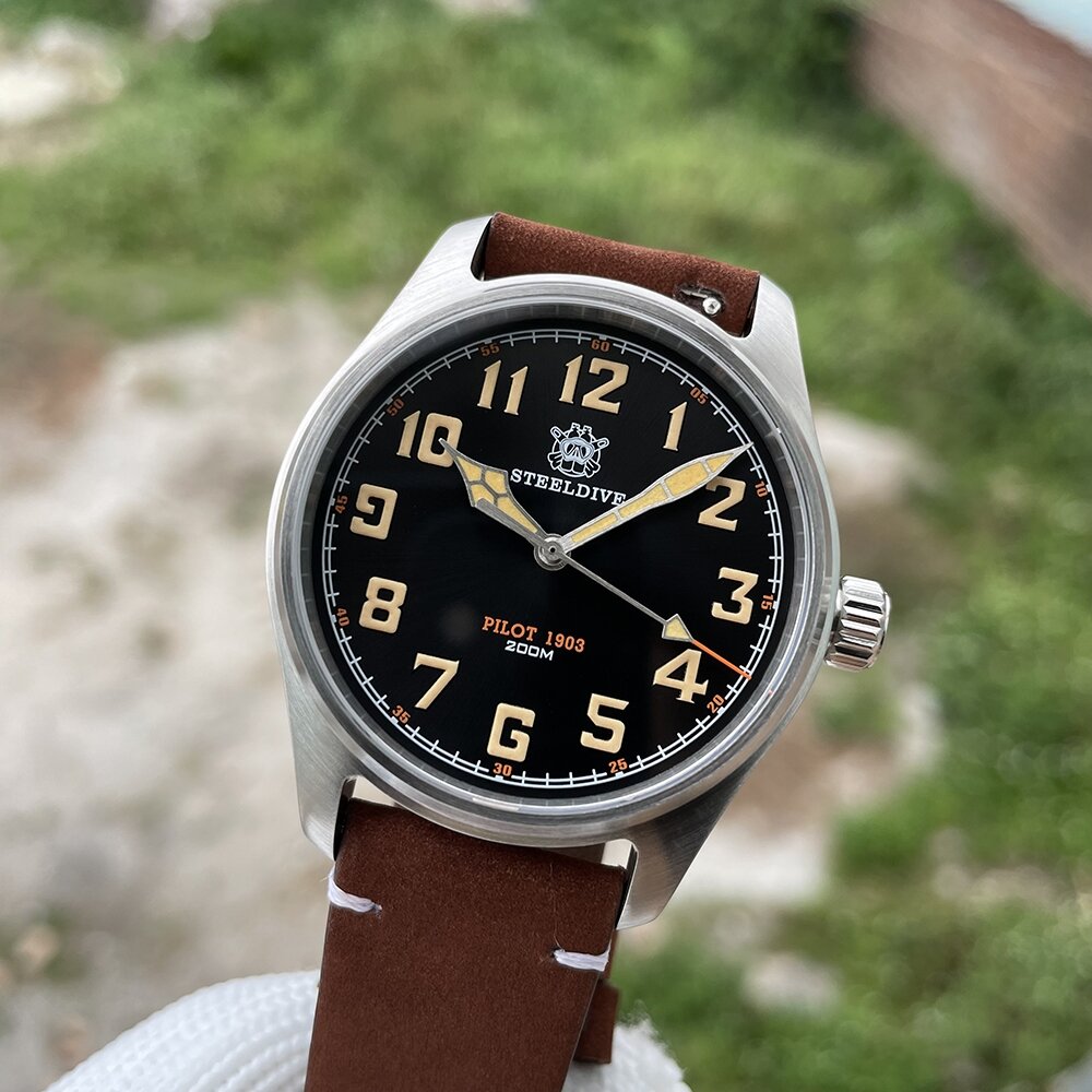 SteelDive 8107 Japan 39mm Quartz movement VX42, 200m waterproof, sapphire glass - Luxury Watches ...