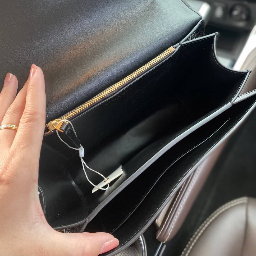 งานช็อป ???? Tory Burch Eleanor Crocodile-Embossed Chain Shoulder Bag ...