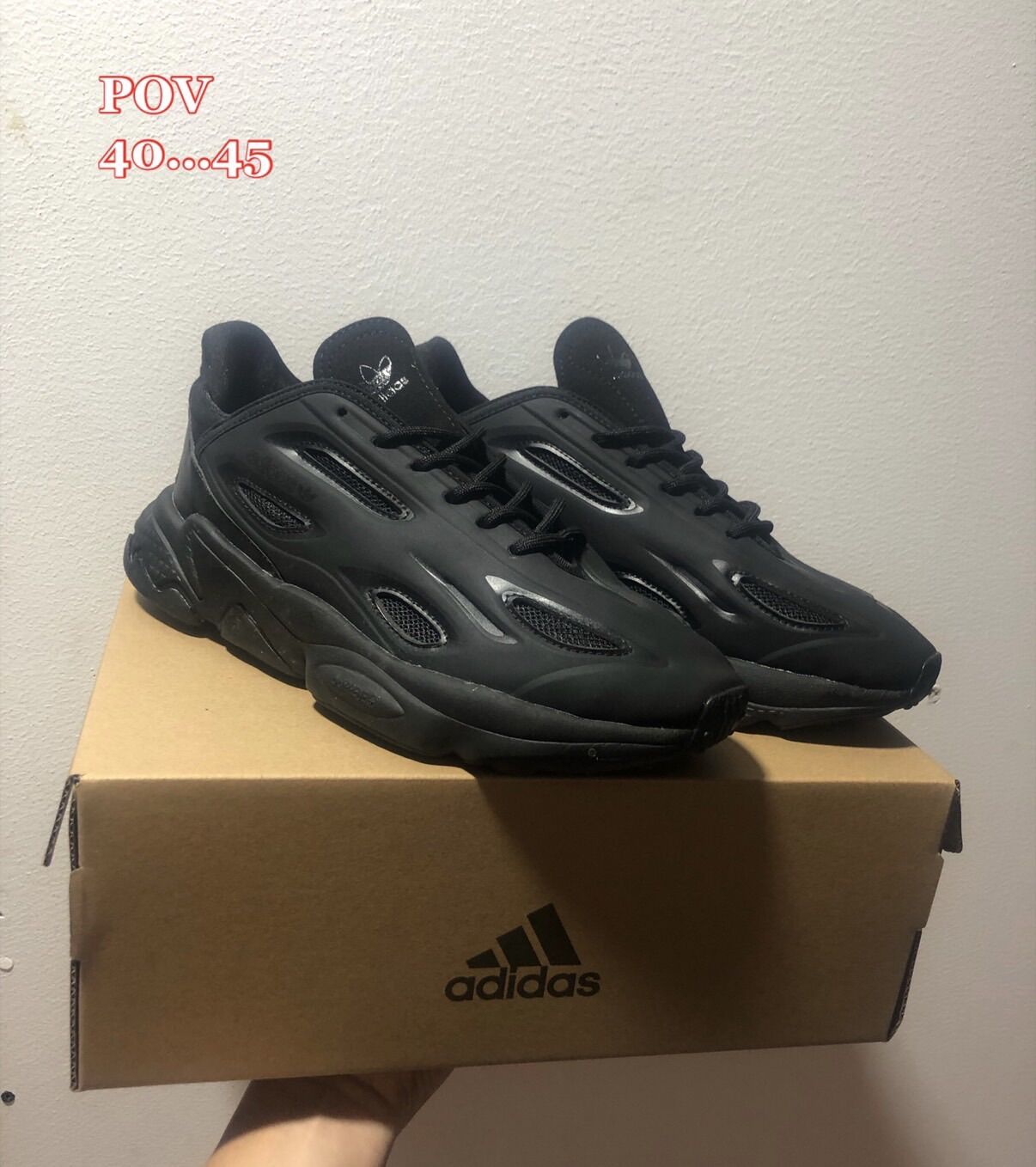 รองเท้าผ้าใบ adidasใส่เที่ยวใส่ทำงาน สินค้ามีพร้อมกล่องใบเสร็จใบเซอรับ ...