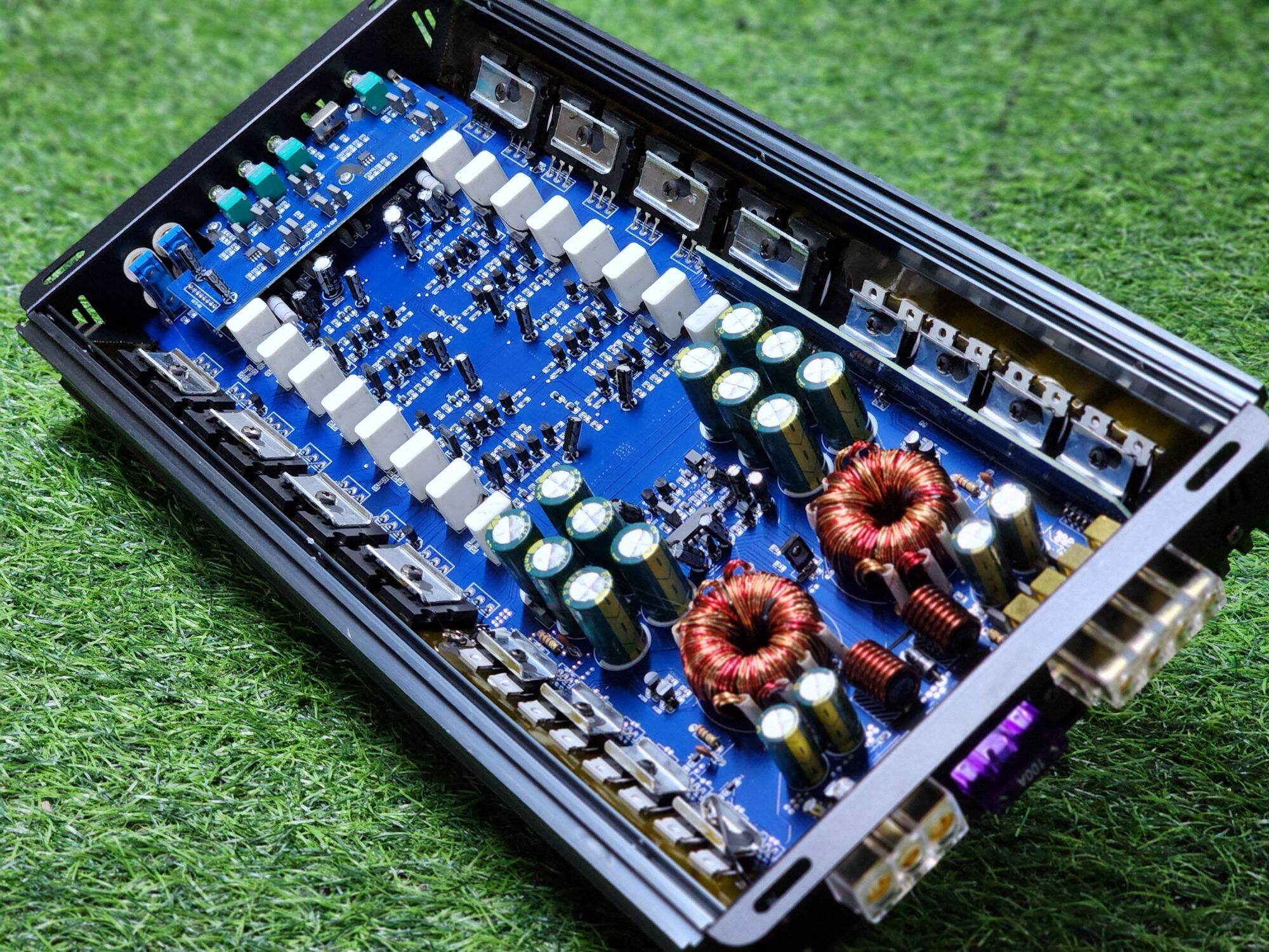 เพาเวอร์แอมป์ ขับกลาง แหลม GT-500.4 3500w Gratia เพาเวอร์แอมป์ AB 4ch เครื่องขยายเสียงรถยนต์ ...