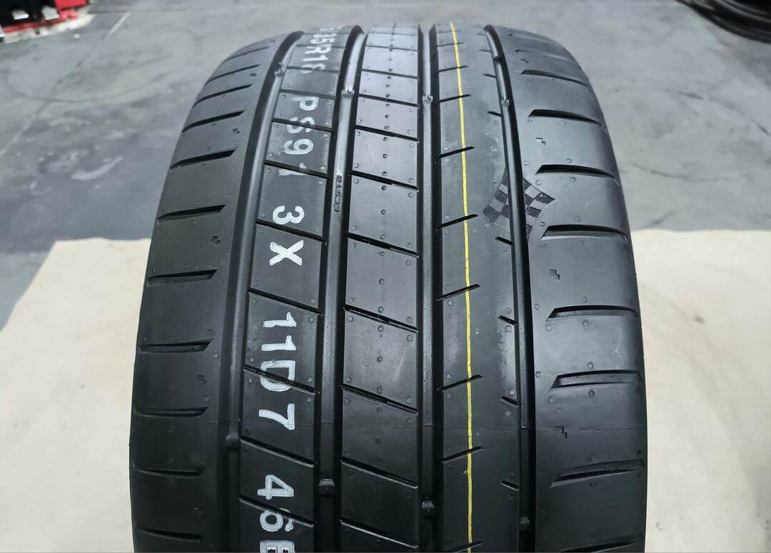 มี 2 เส้นค่ะ ยางใหม่ค้างปี 27535R18 Kumho Ecsta PS91 ผลิตปี 2020 ประกัน ...