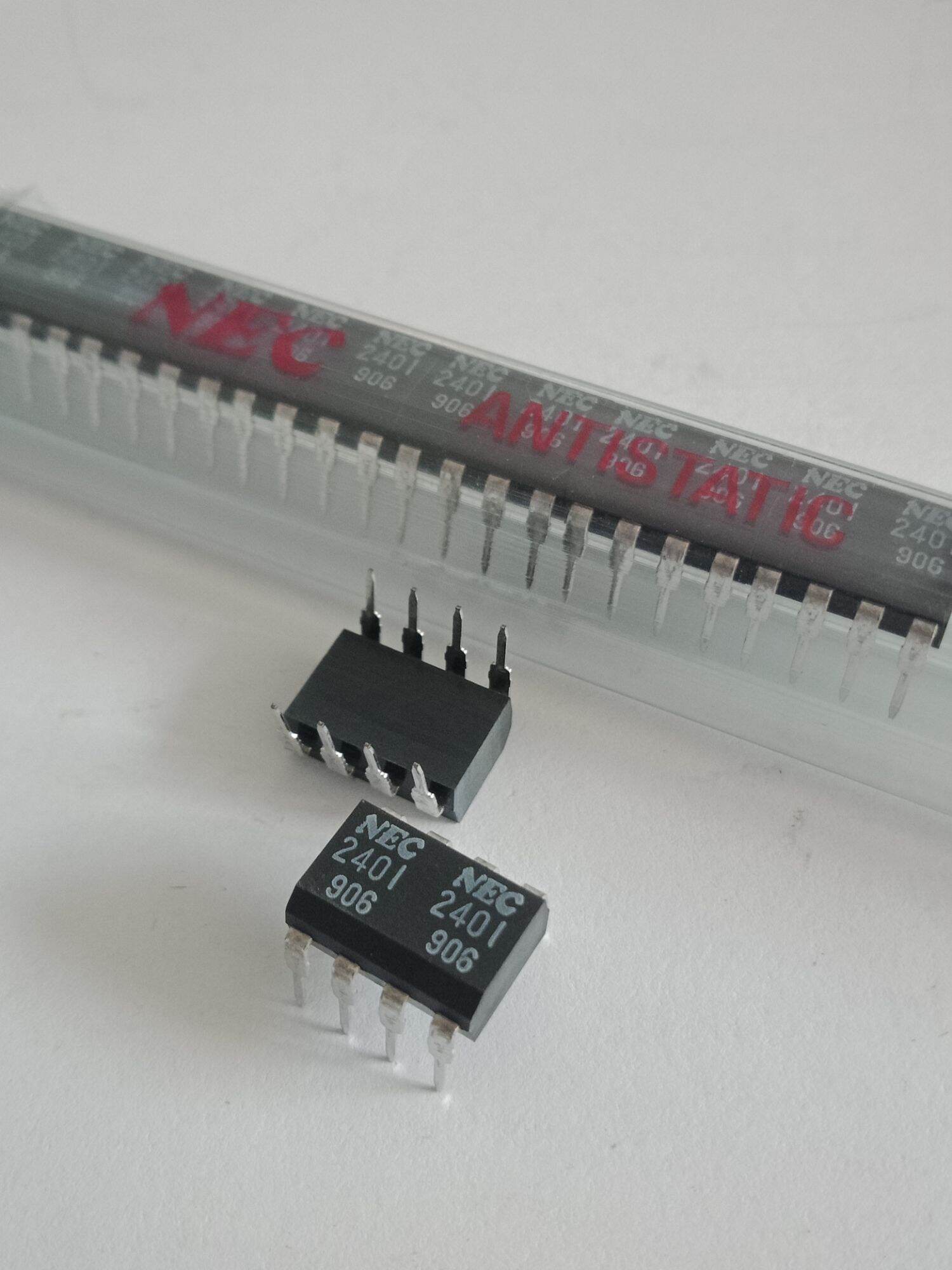 NEC2401 NEC 2401 NEC2401-2 NEC 2401-2 DIP8ขา (แพ็ค1ตัว) PS2401 PS 2401 PS2401-2 PS 2401-2 ไอซี8 ...