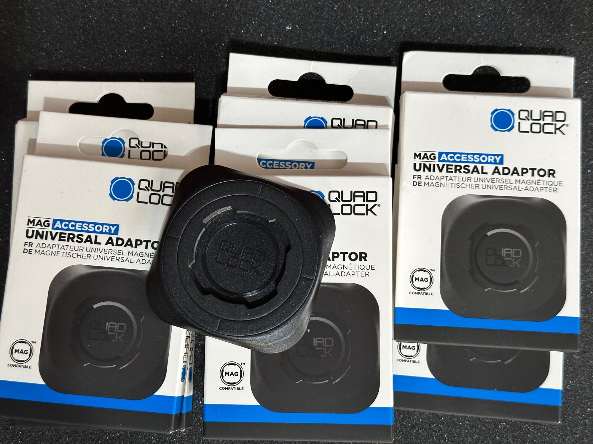 MAG Universal Adaptor Quad lock | Lazada.co.th