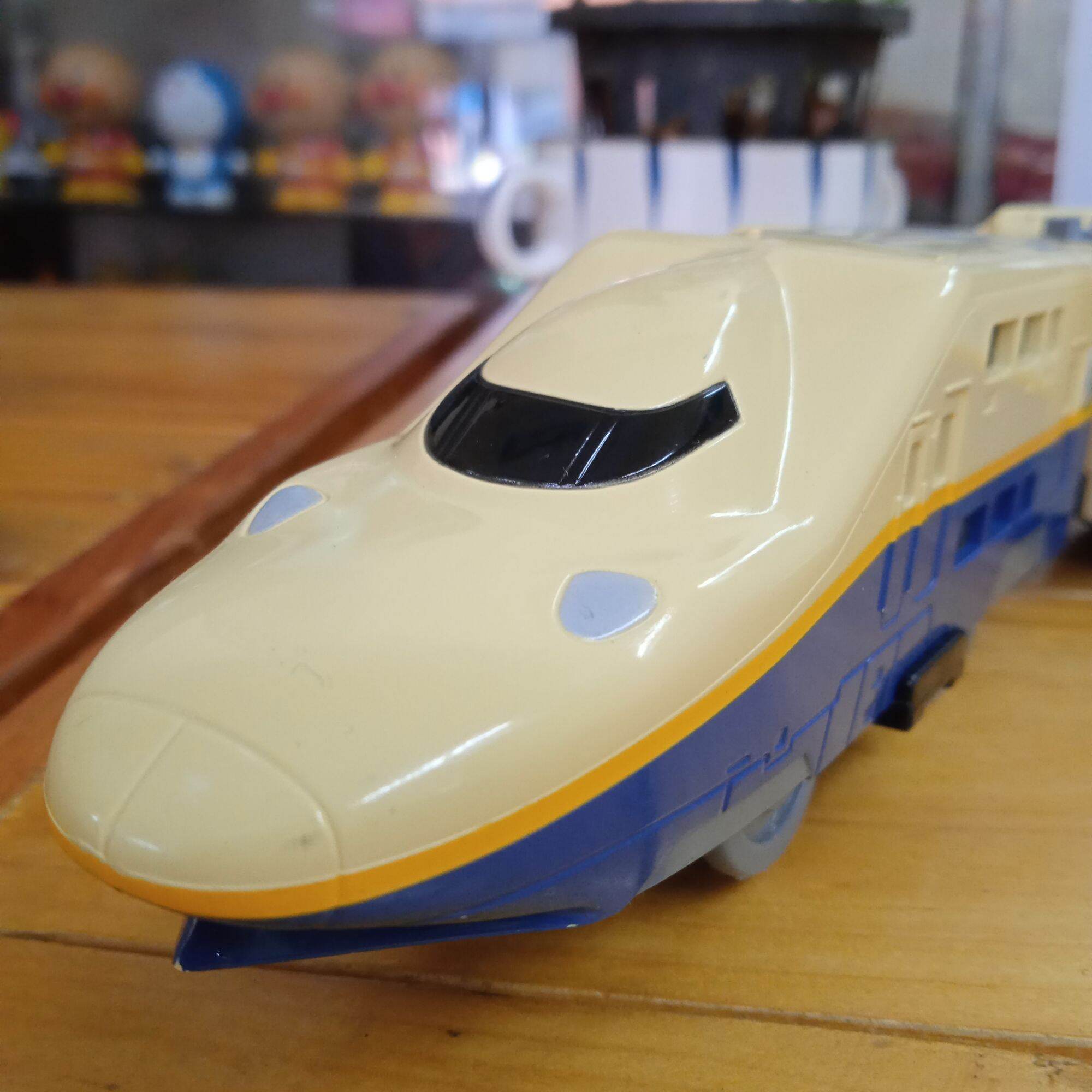 รถไฟ Tomy แท้ ขบวน E 4 max shinkansen ขาย 85 บาท - เบนนี่ ลุงรถไฟ ...