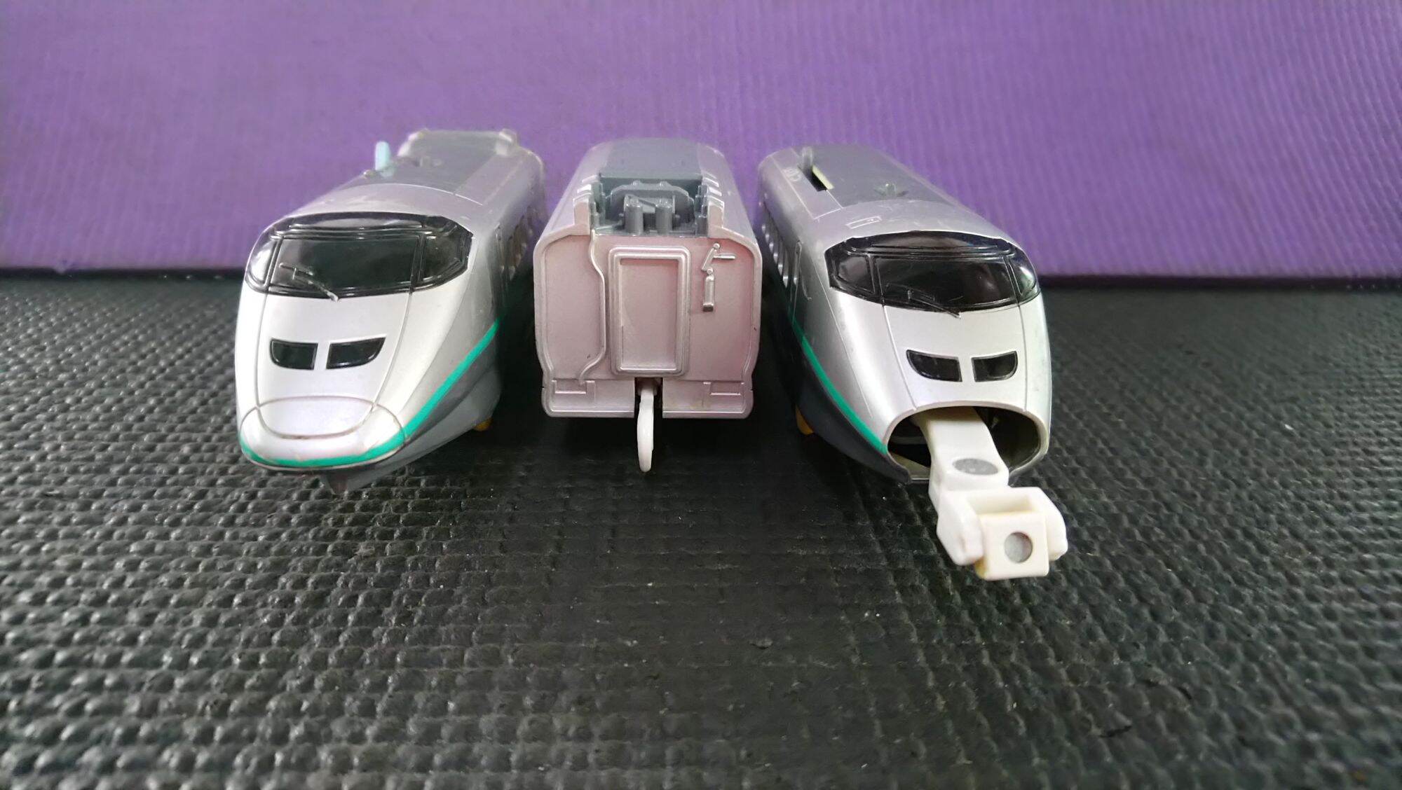 รถไฟ Tomy Plarail Tsubasa E3 Series พ่วงท้ายแม่เหล็ก | Lazada.co.th