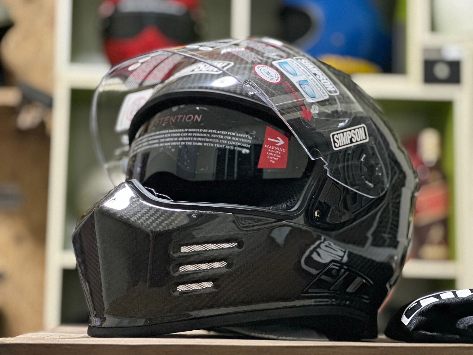 หมวกกันน็อค Simpson Ghost bandit /Venom Carbon | Lazada.co.th