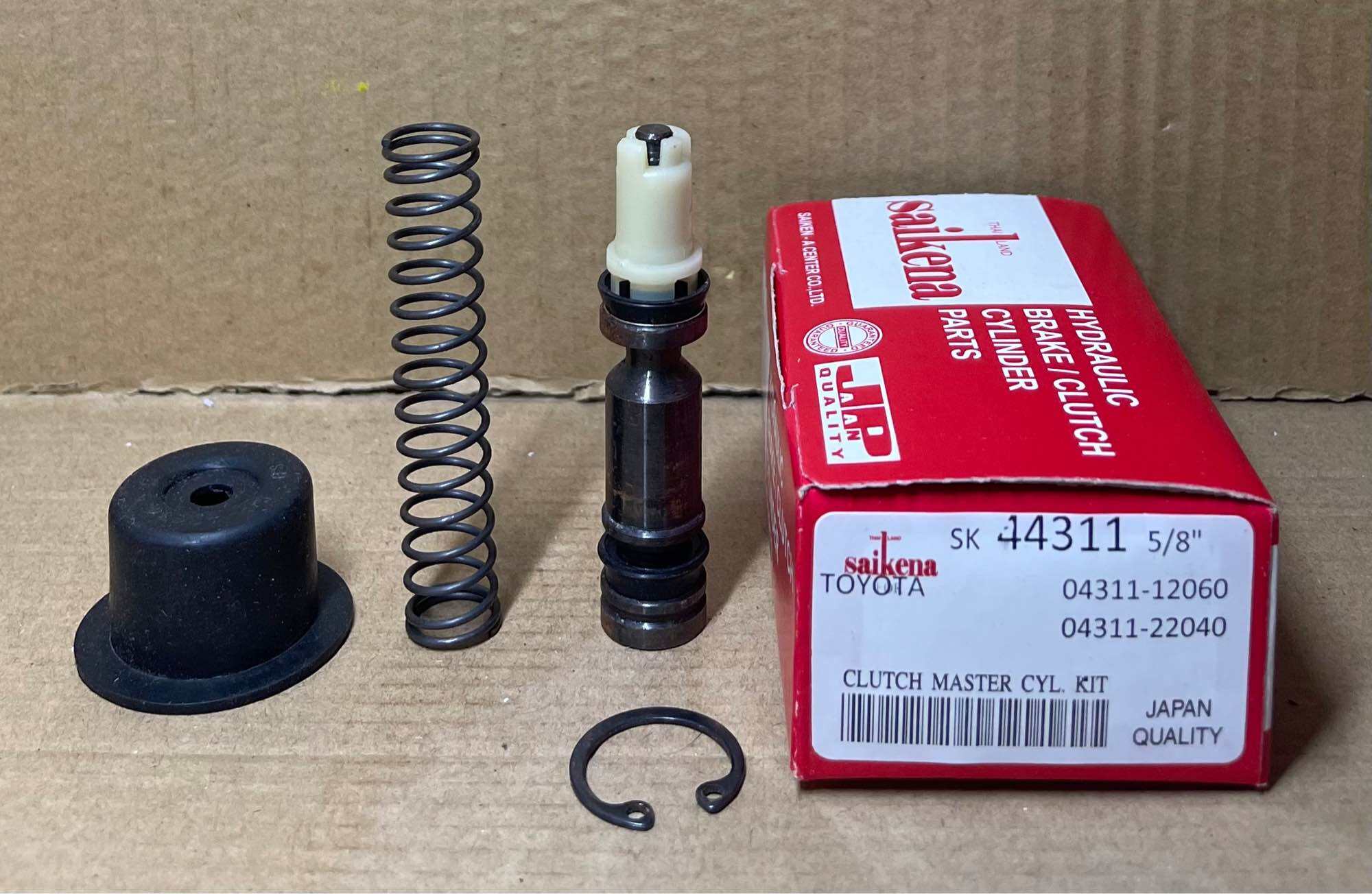 ชุดซ่อมปั้มครัชบน TOYOTA MIGHTY-X / LN85 / AE100 / BU61 5/8" รุ่นลูกยาง ...