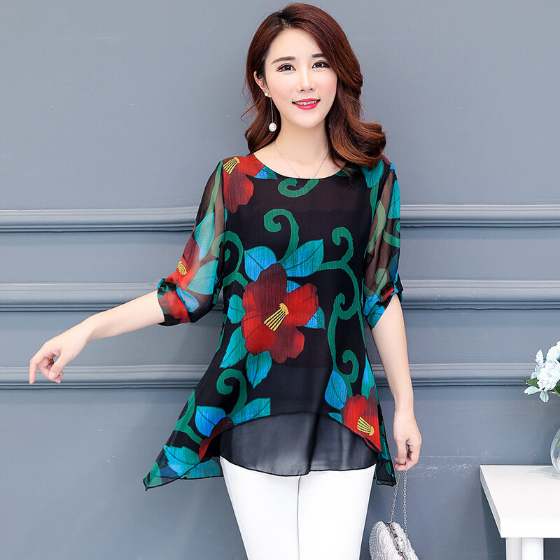 Womens Short Sleeved Printed Chiffon Shirt Summer New Loose Large Size