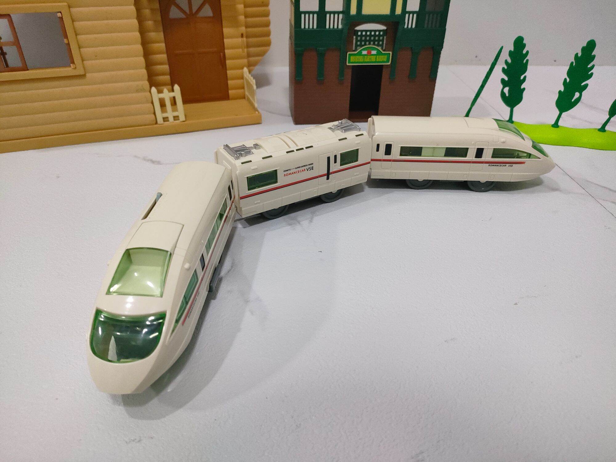 รถไฟชินคังเซ็น โทมี่ Plarail สภาพใหม่ สีสด สวยมาก มีหลายรุ่น | Lazada.co.th
