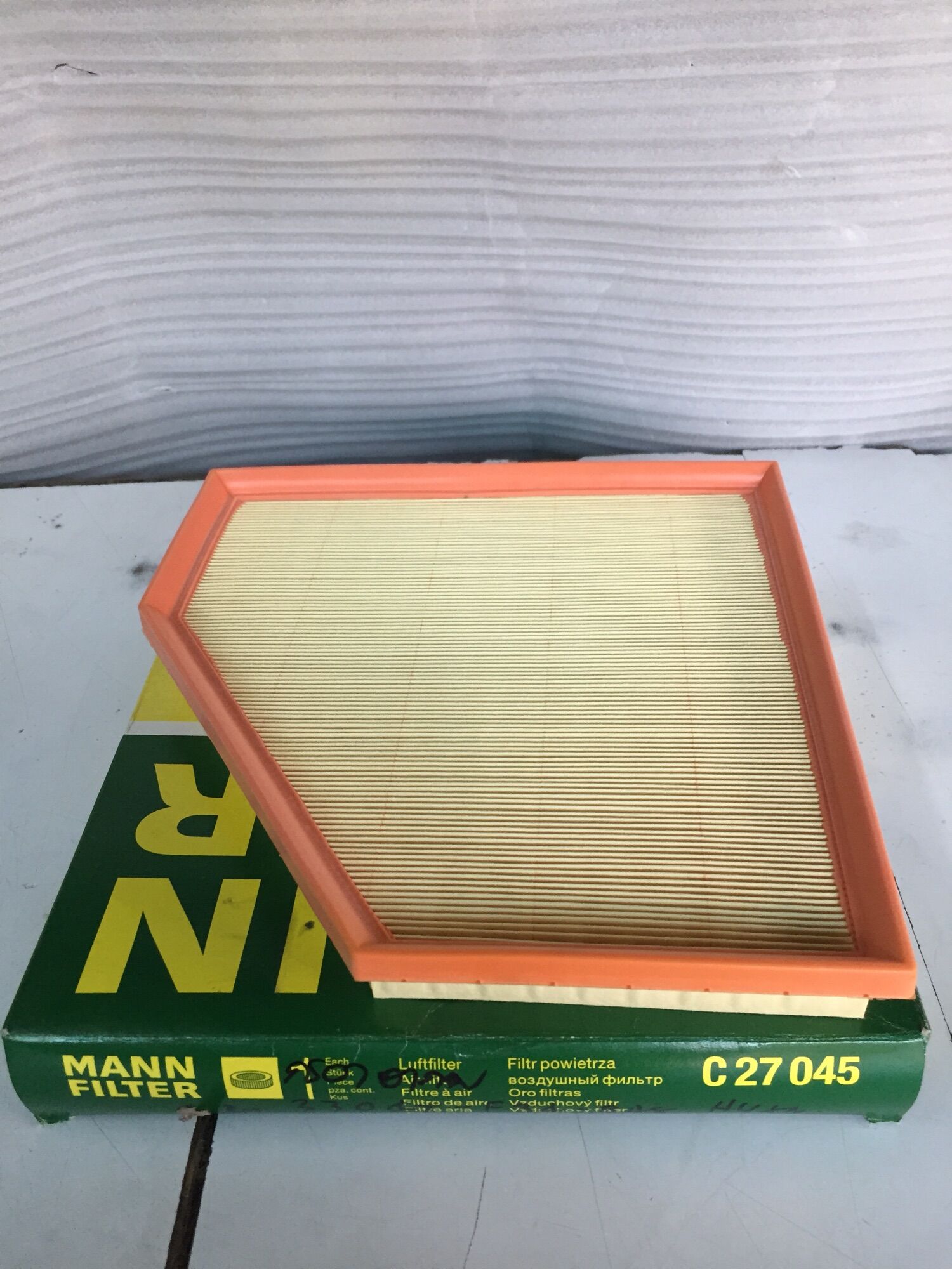 ไส้กรองอากาศ Mann Filter รุ่น C27045 เครื่อง Bmw F30,F34,B48 สนใจรุ่น ...