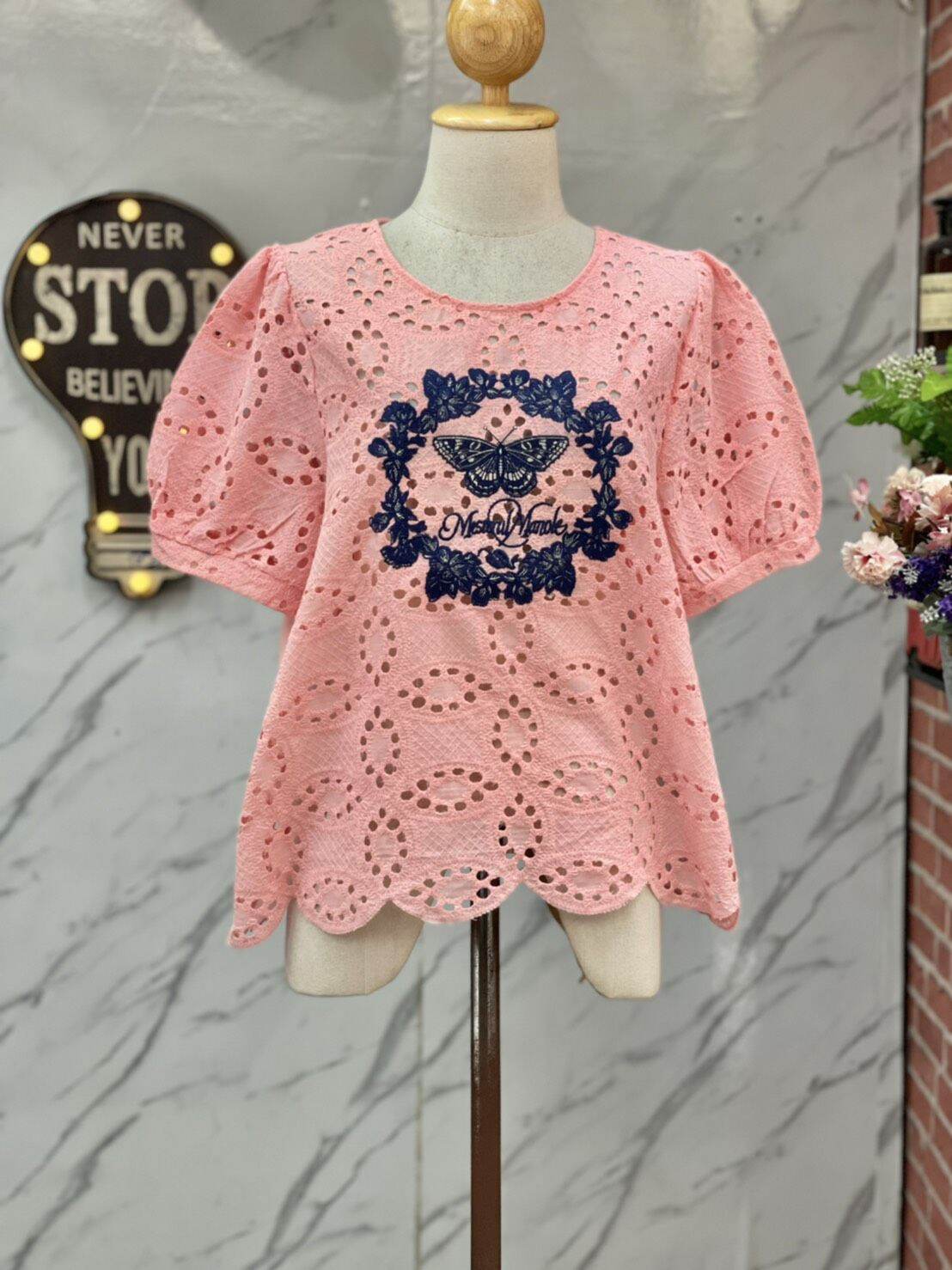 เสื้อ ปักลายผ้าสปันจ์ อก44ไม่เกินยาว23นิ้ว เสื้อปีหน่ารักเข้าฝหม่ลายปัก ...