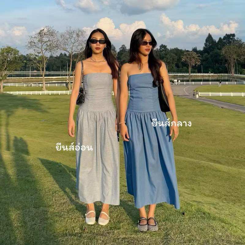 Winny dress เดรสเกาะอกผ้าดับบี้ สม็อคหลัง ใส่สบายเหมาะกับ everyday look
