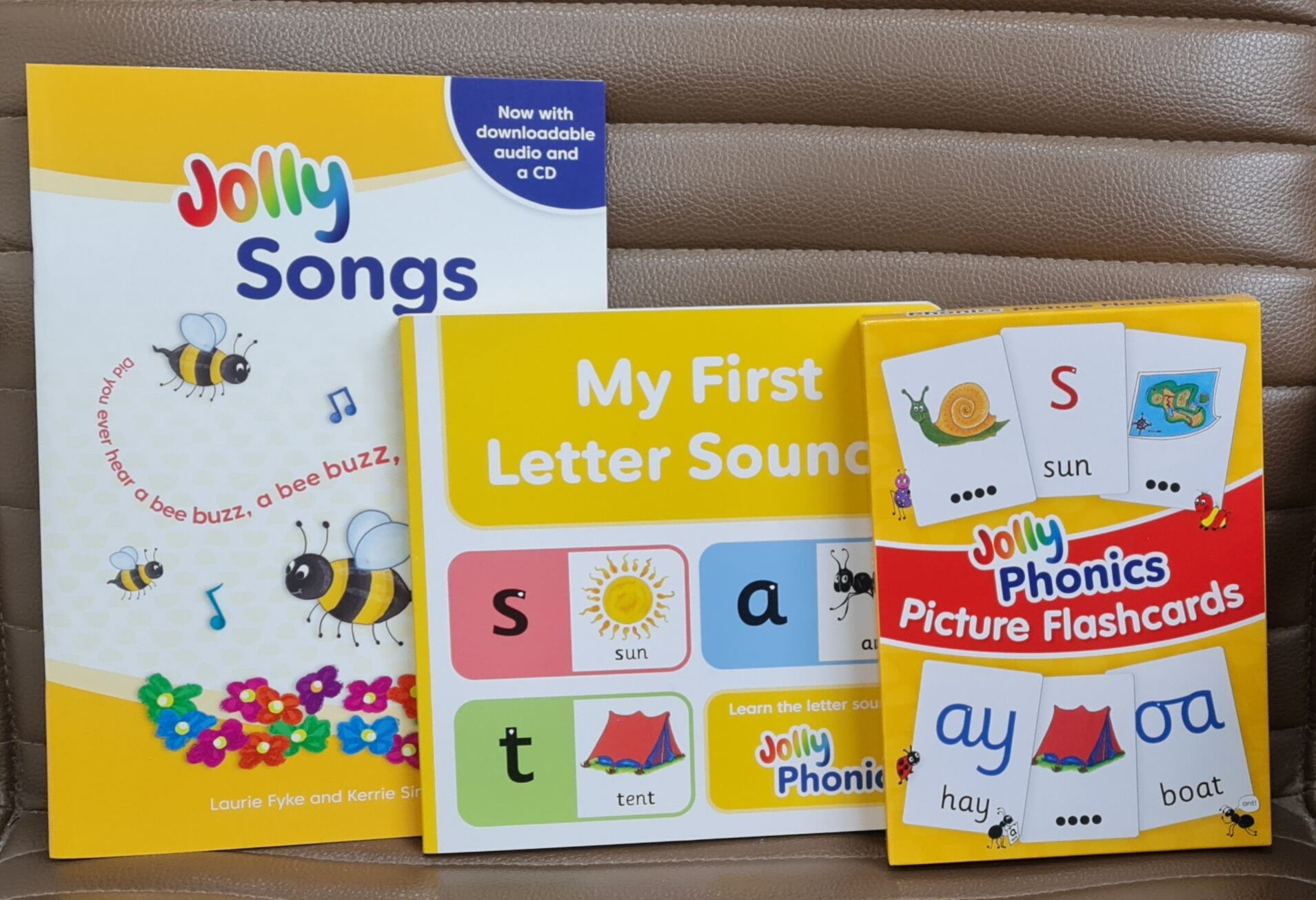 Jolly phonics Set for beginners 3 items Jolly song, letter sound book ...