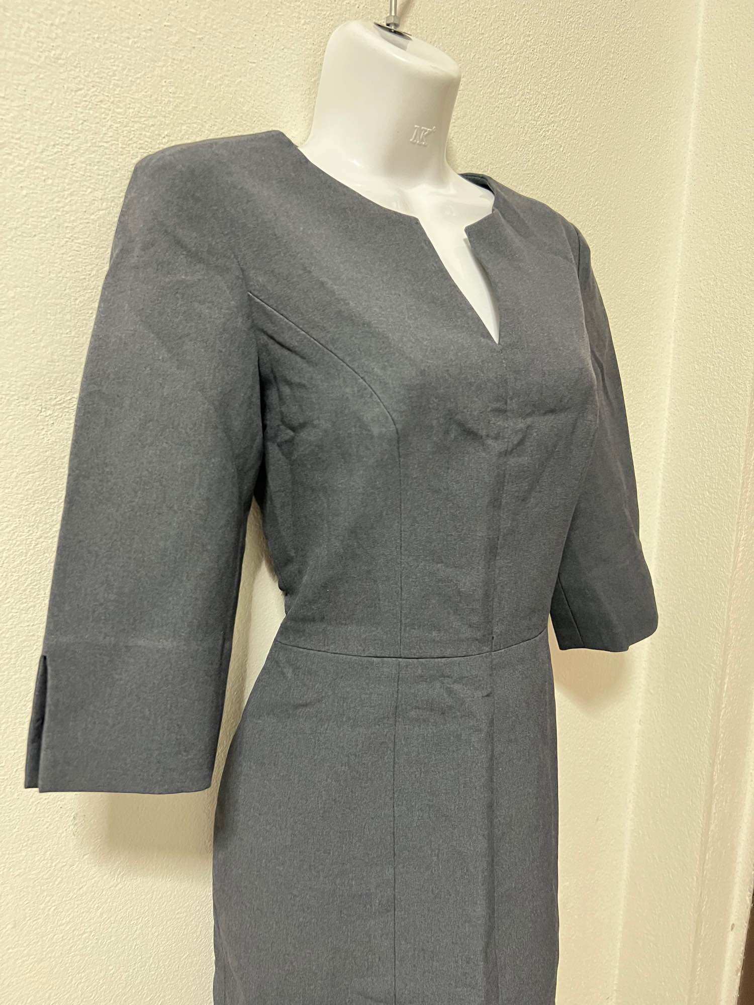 ชุดเดรสทำงาน เเขนกระบอก สีเทา ทรงสวย size 32-26-36 - Kwaofang story ...