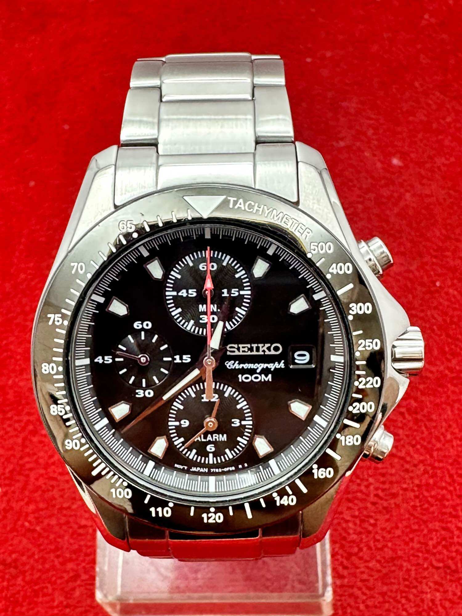 SEIKO Chronograph 100M QUARTZ ตัวเรือนสแตนเลส นาฬิกาผู้ชาย มือสองของแท้ ...