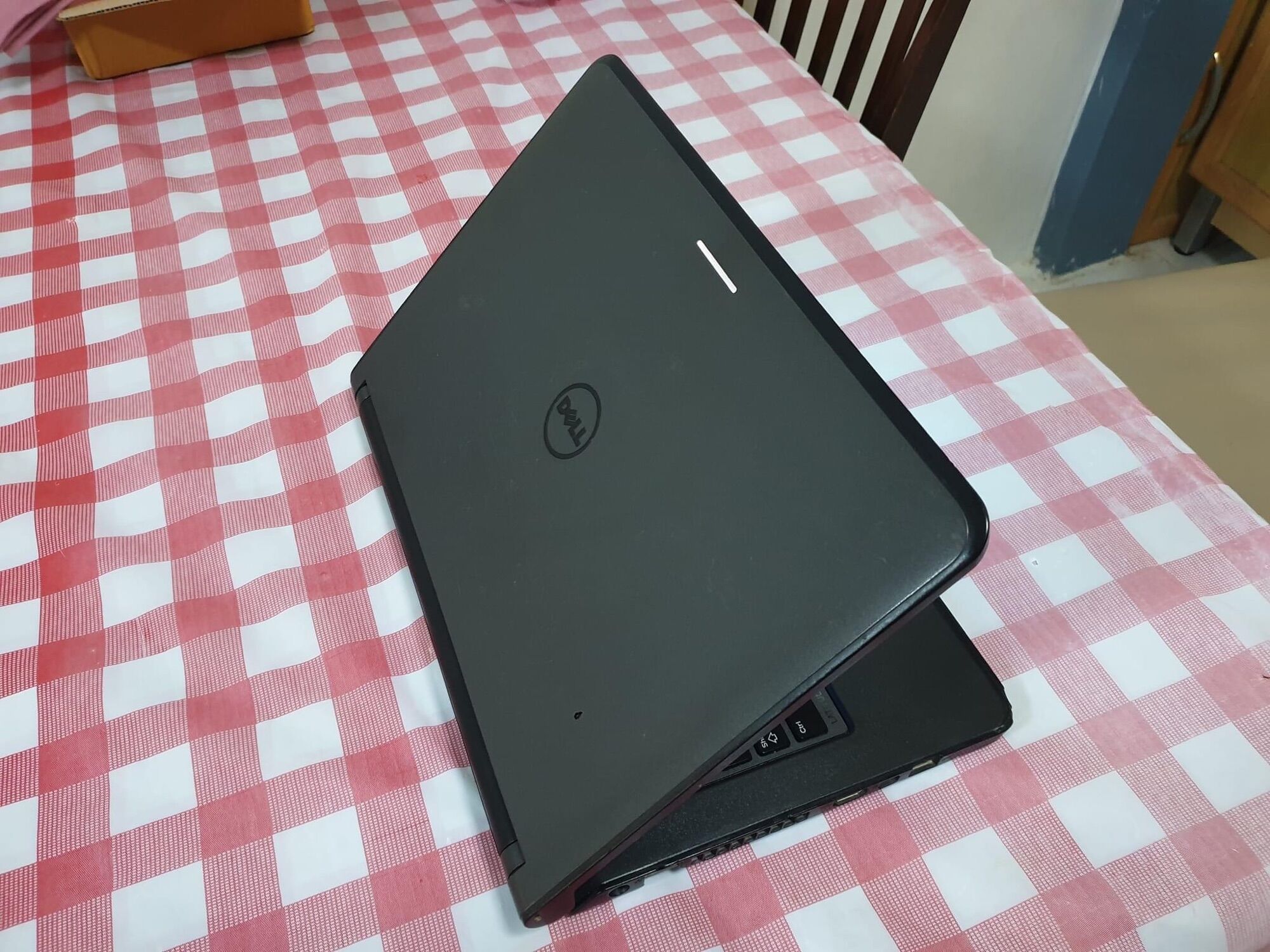 Dell latitude 3340 i5 gen4 2.3ghz ram 4g hdd 500g/ssd 240 g จอ 14นิ้ว ...