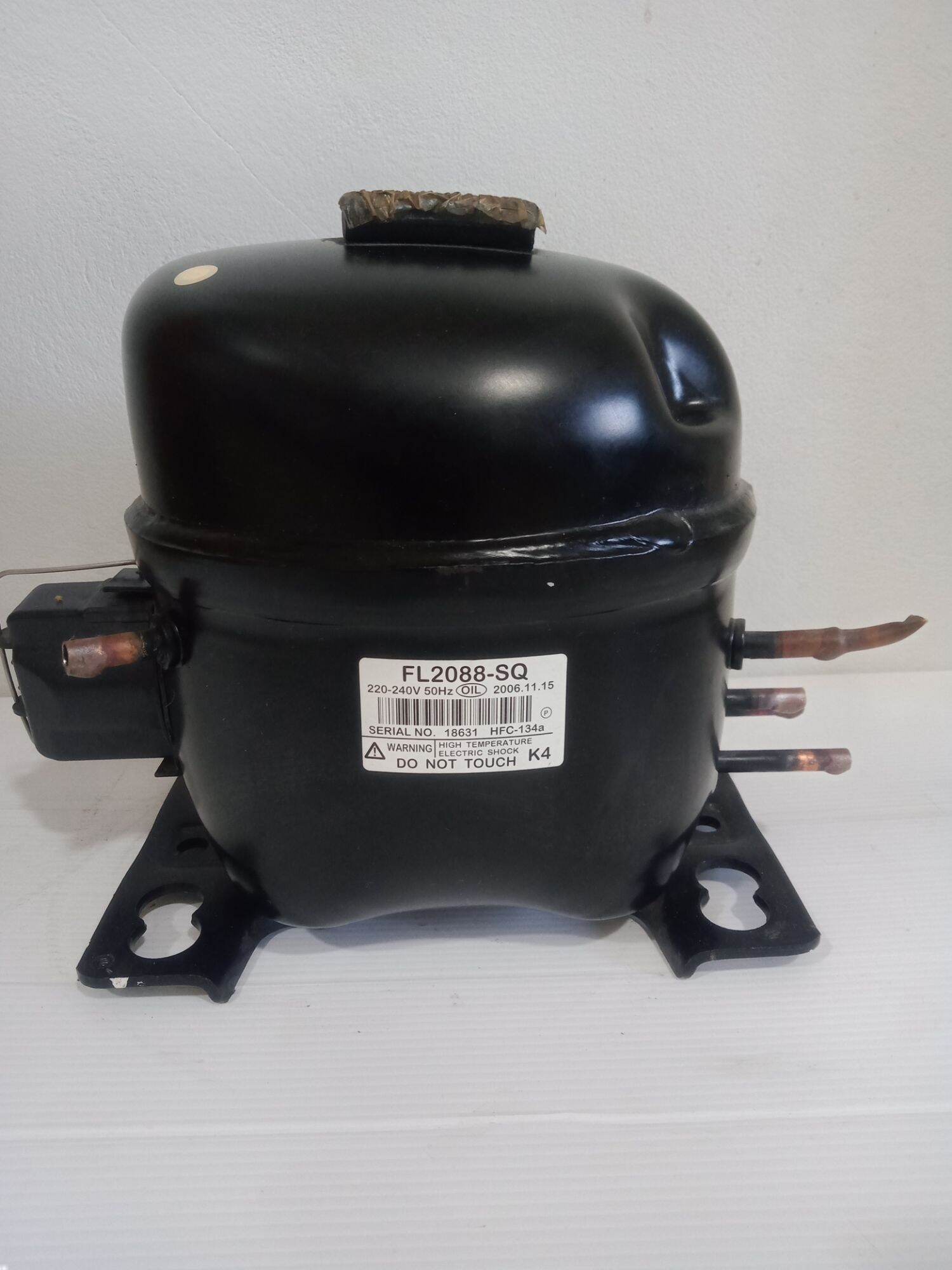 คอมเพรสเซอร์ตู้เย็นอะไหล่ถอด ใส่ตู้เย็นขนาด 20 คิว เบอร์ FL 2088-sQ ...