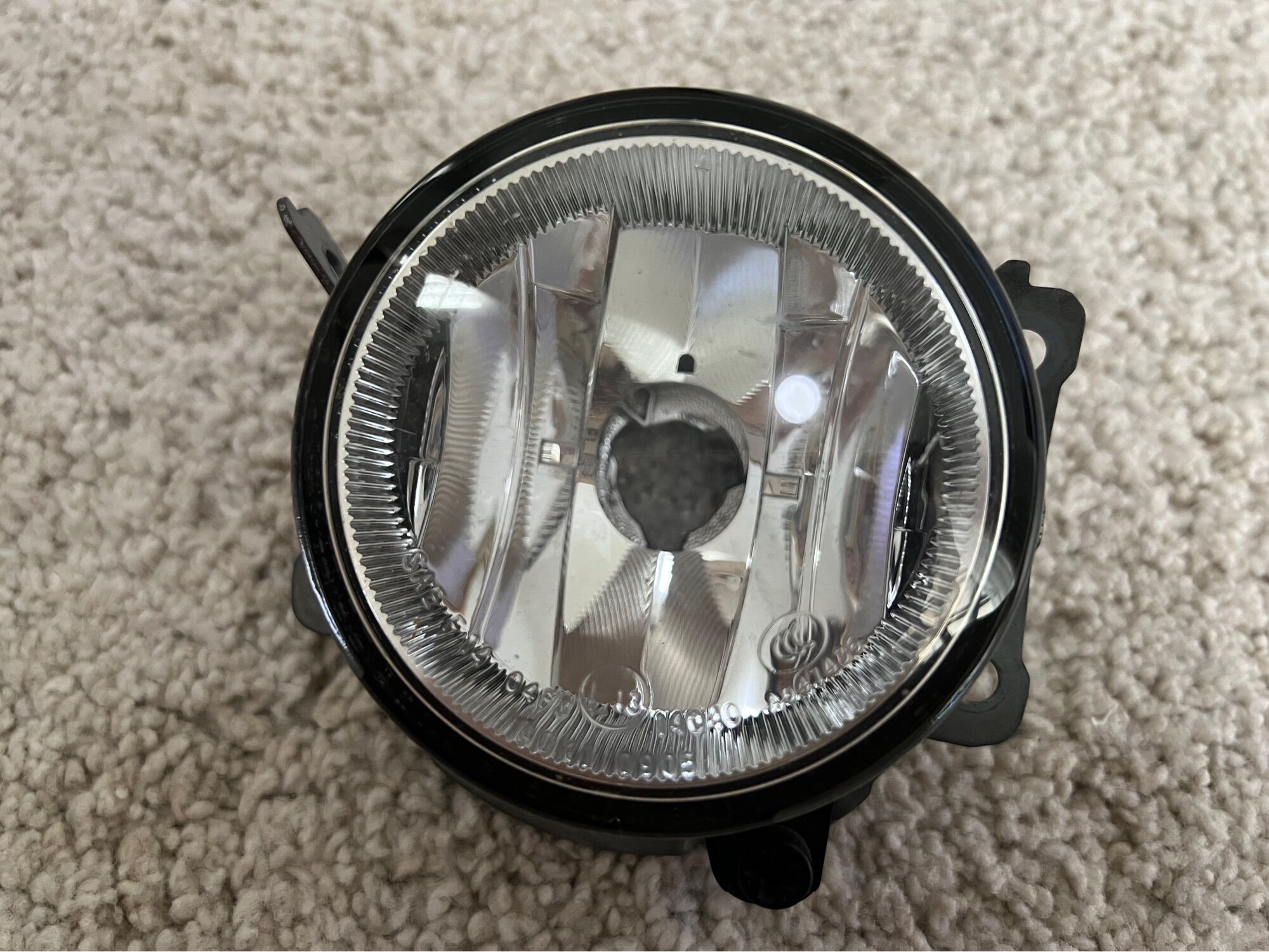 ไฟตัดหมอก มิตซูบิชิ ไทรทัน mitsubishi triton ของแท้ มือสอง 8321A668 ...